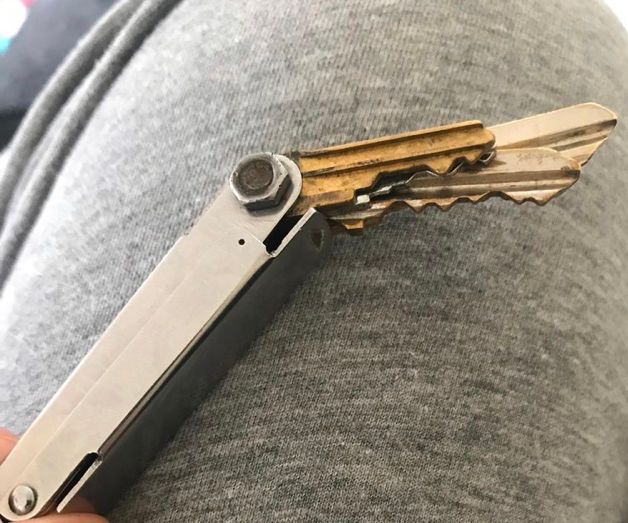 Tiny Key Organiser Keyring : 4 Steps - Instructables