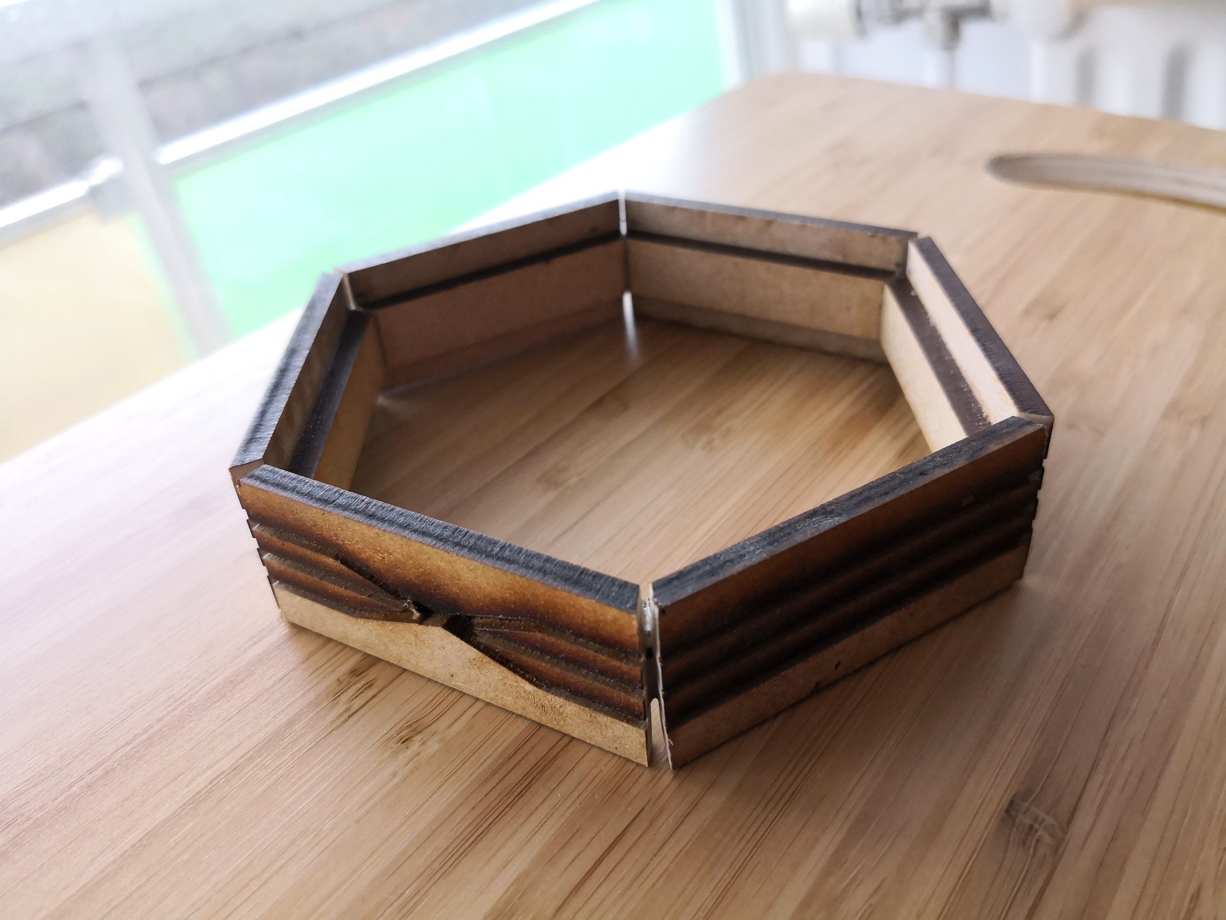 Stackable Hexagon Infinity Mirrors : 5 Steps (with Pictures ...