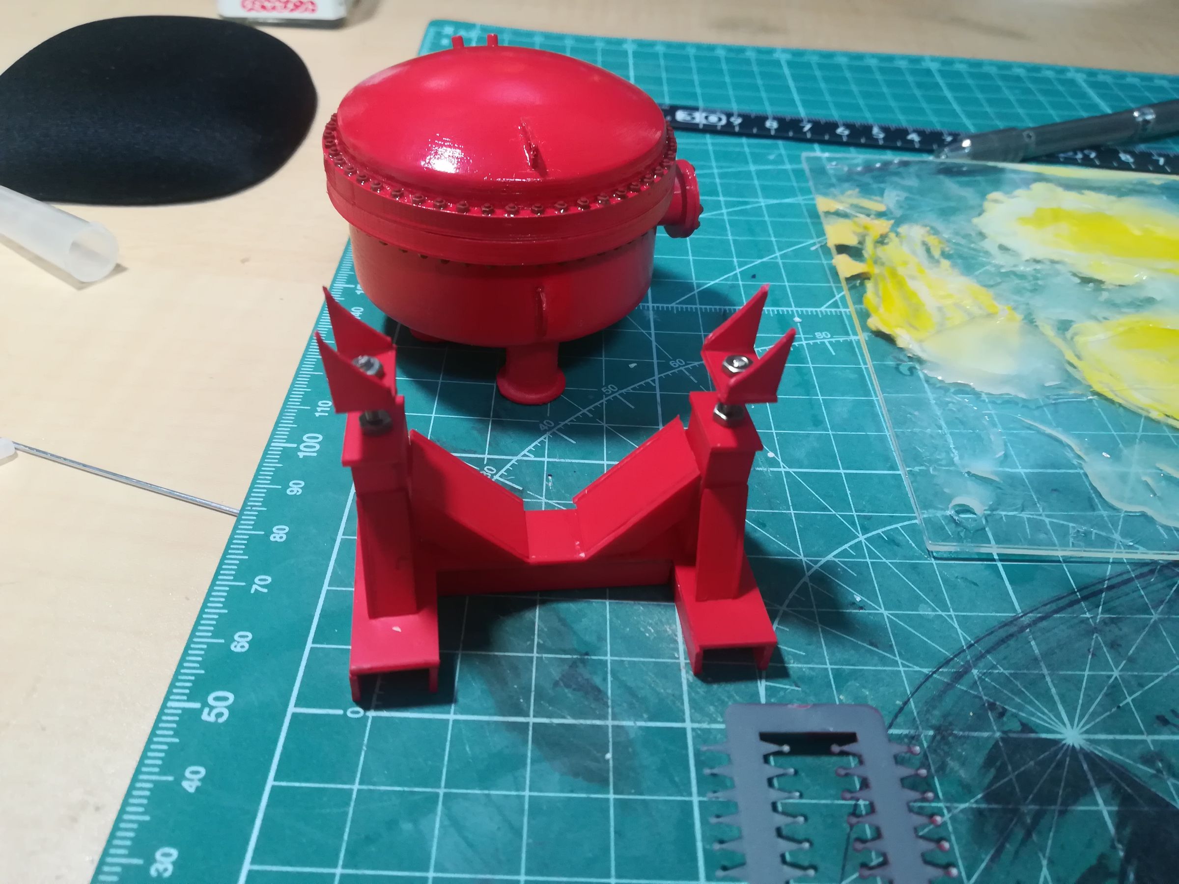 Scale Model of Dynamitron Particle Accelerator : 4 Steps (with Pictures ...