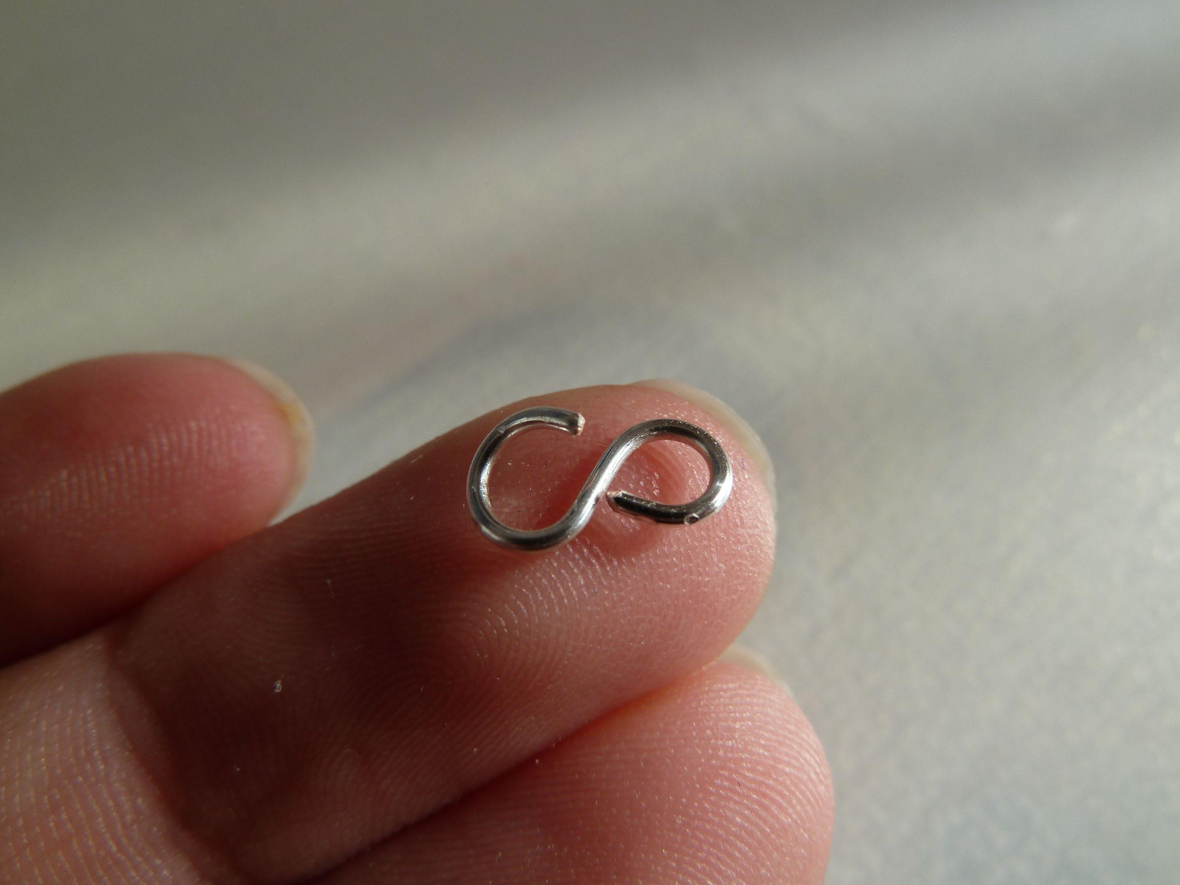 Swirled Wire Beaded Pendant : 18 Steps (with Pictures) - Instructables