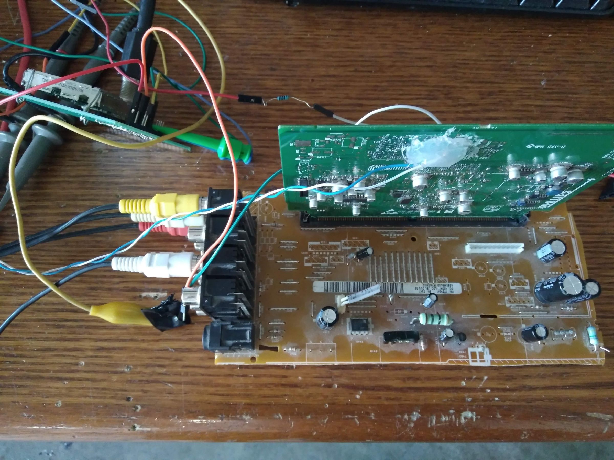 Phase-Locked Loop (PLL) Synthesizer : 8 Steps (with Pictures ...