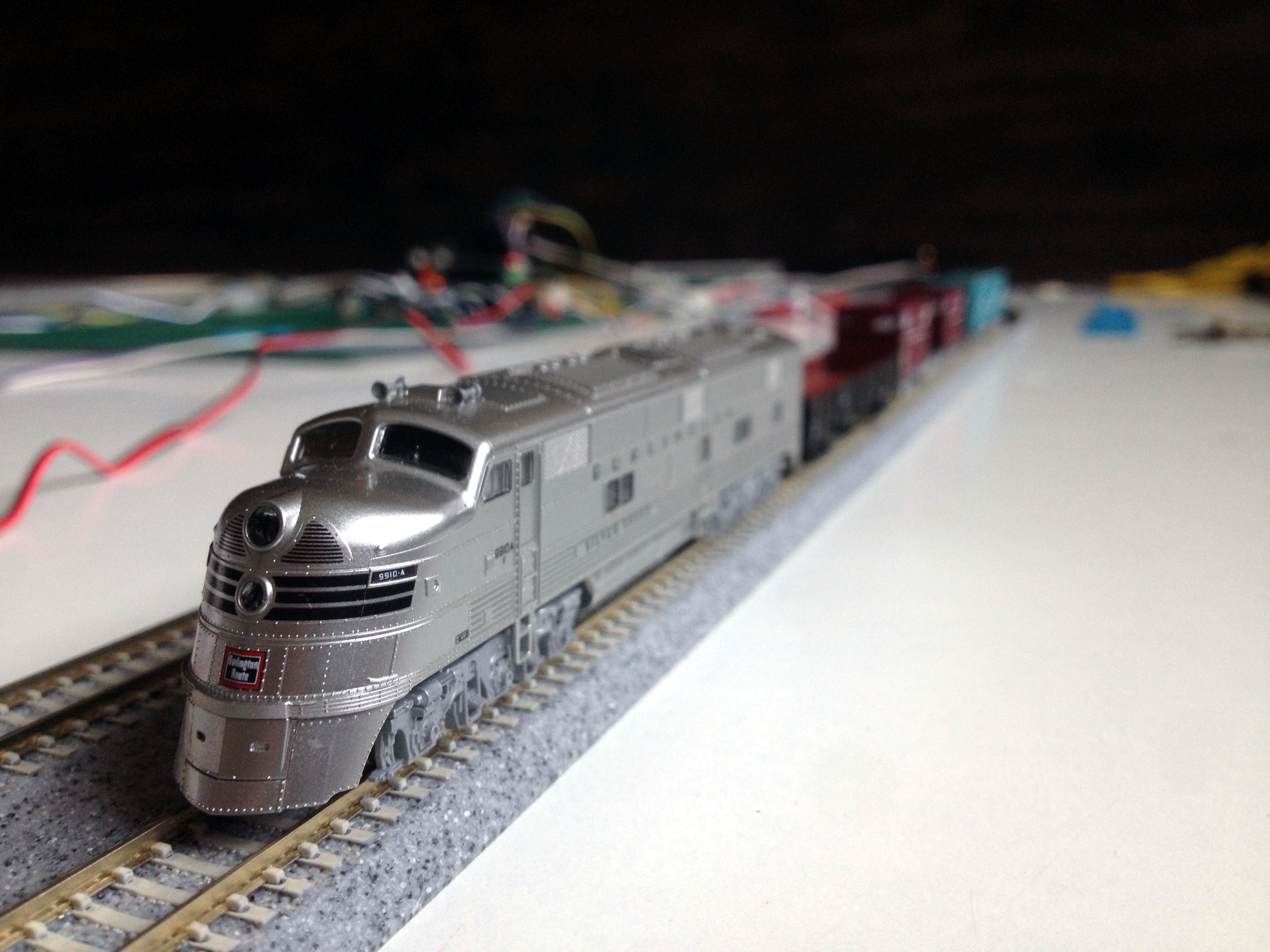 two train automated layout | Model Scenery Tutorials