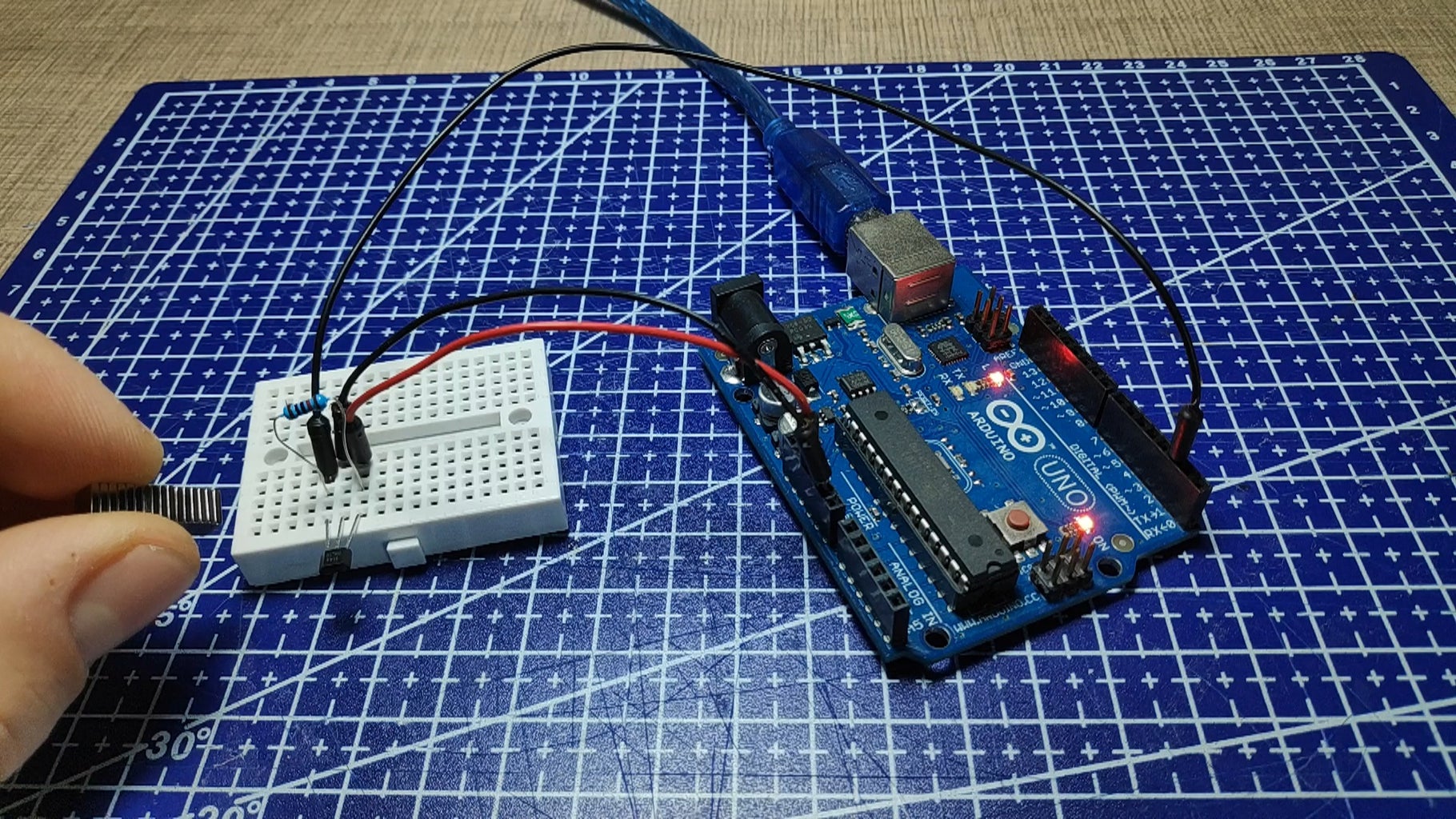 Arduino Hall Effect Sensor With Interrupts : 4 Steps - Instructables Arduino Hall Effect Sensor With Interrupts : 4 Steps - Instructables
