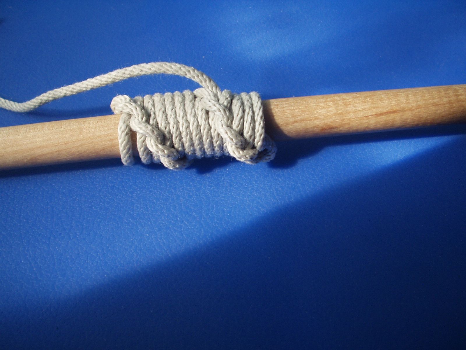 Half Hitching : 9 Steps (with Pictures) - Instructables