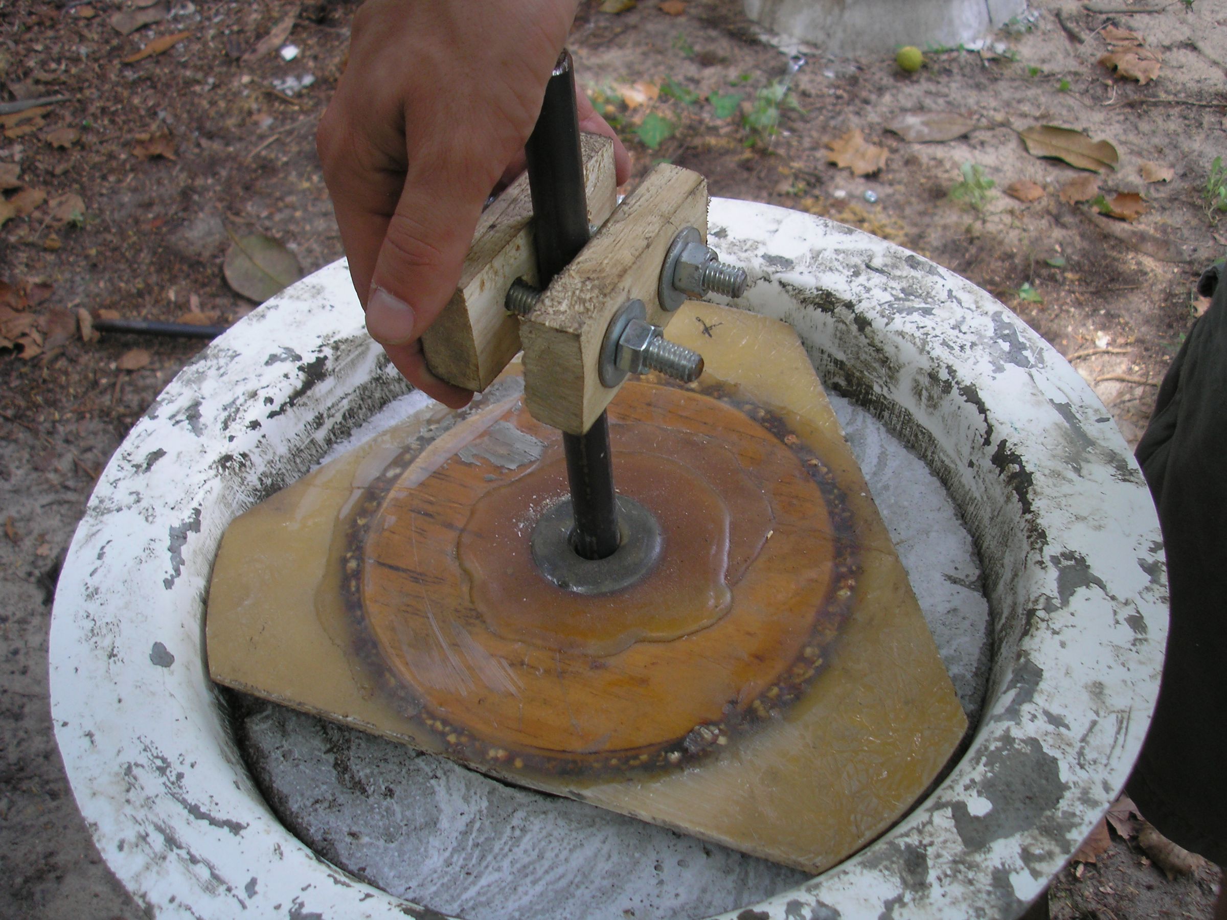 Universal Nut Sheller : 48 Steps (with Pictures) - Instructables