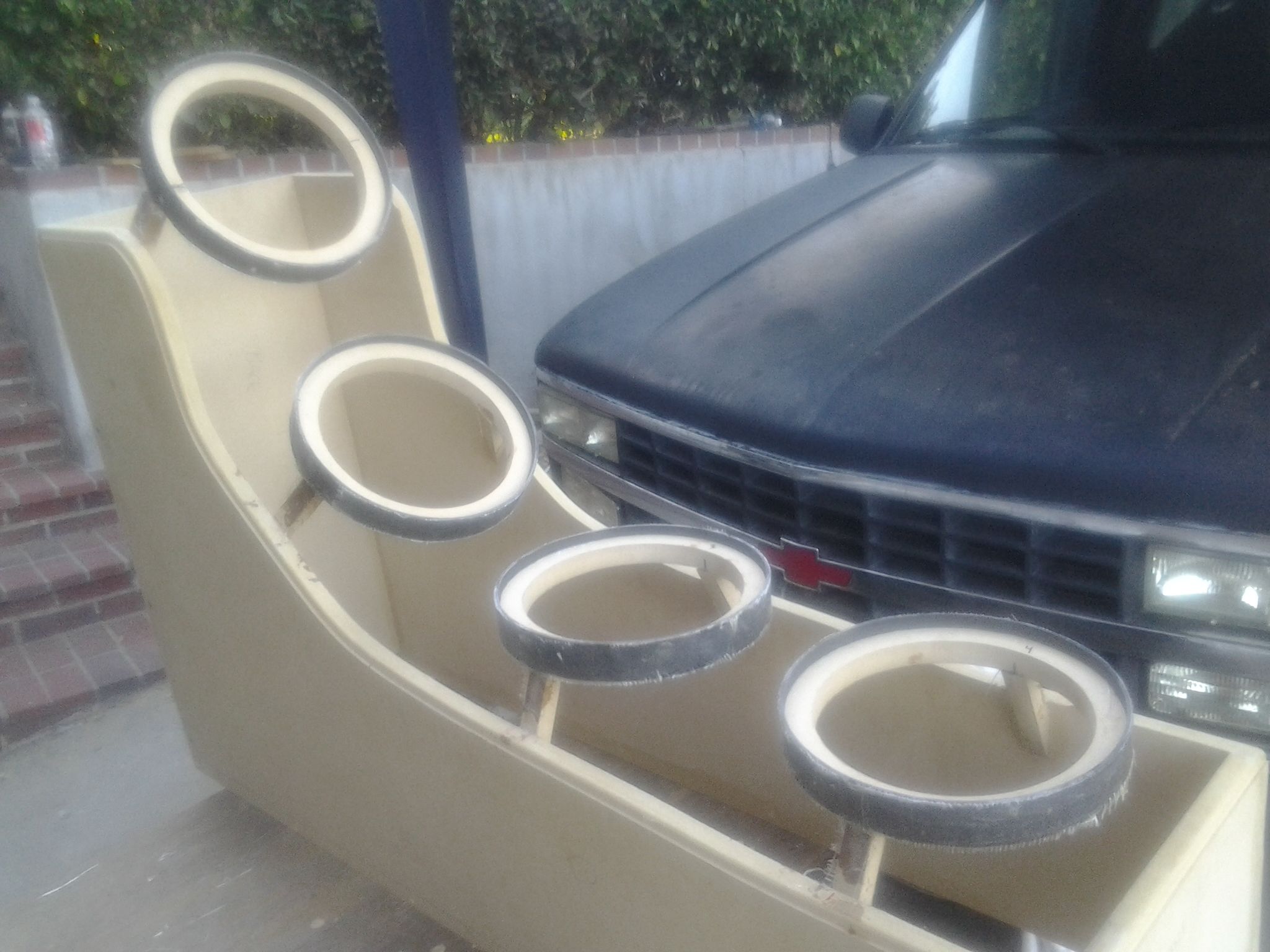 How to Build a Fiberglass Sub Box : 11 Steps (with Pictures ...