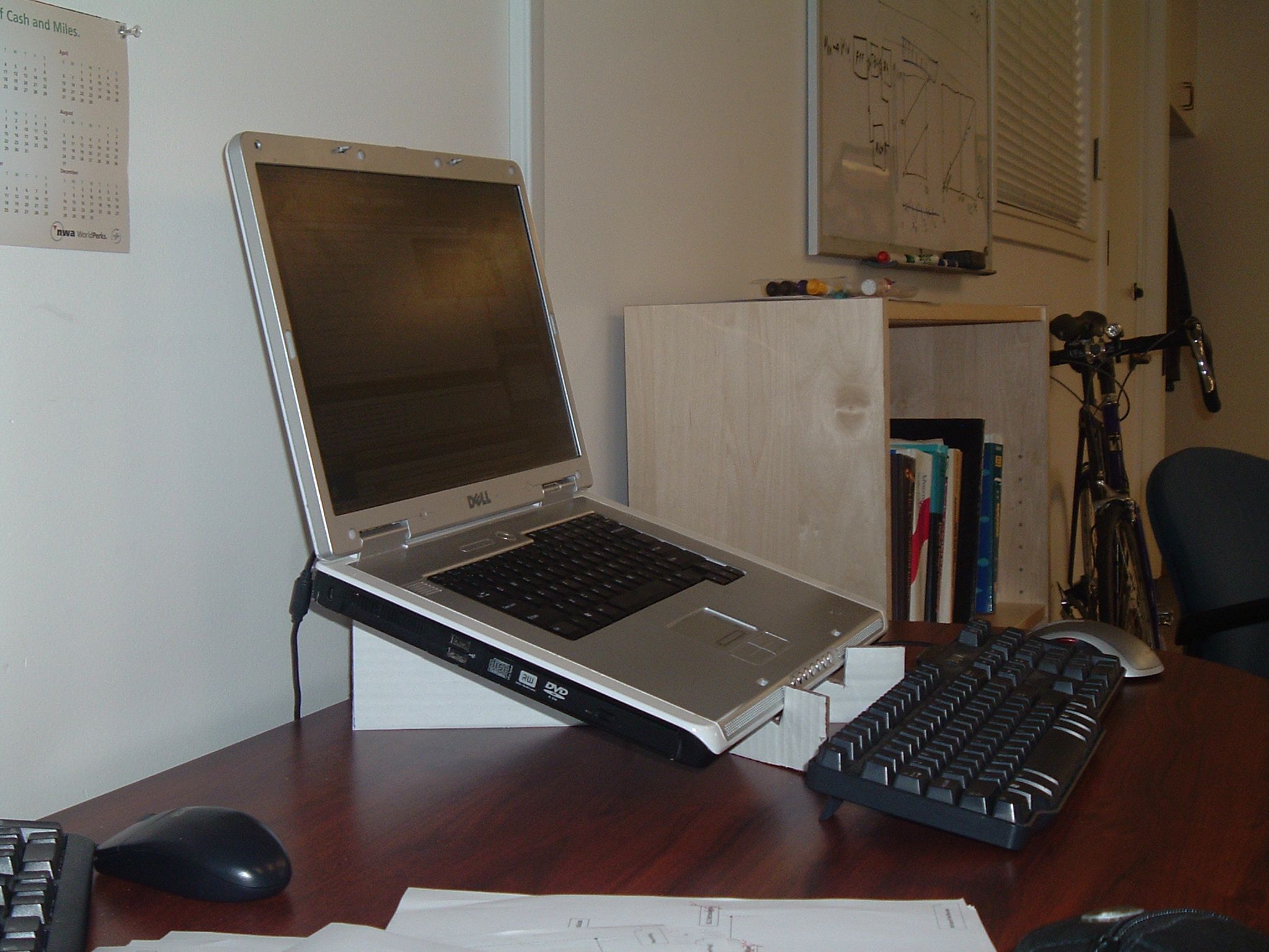 Make a Laptop Stand From Cardboard - the Quick and Easy Way : 6 Steps ...