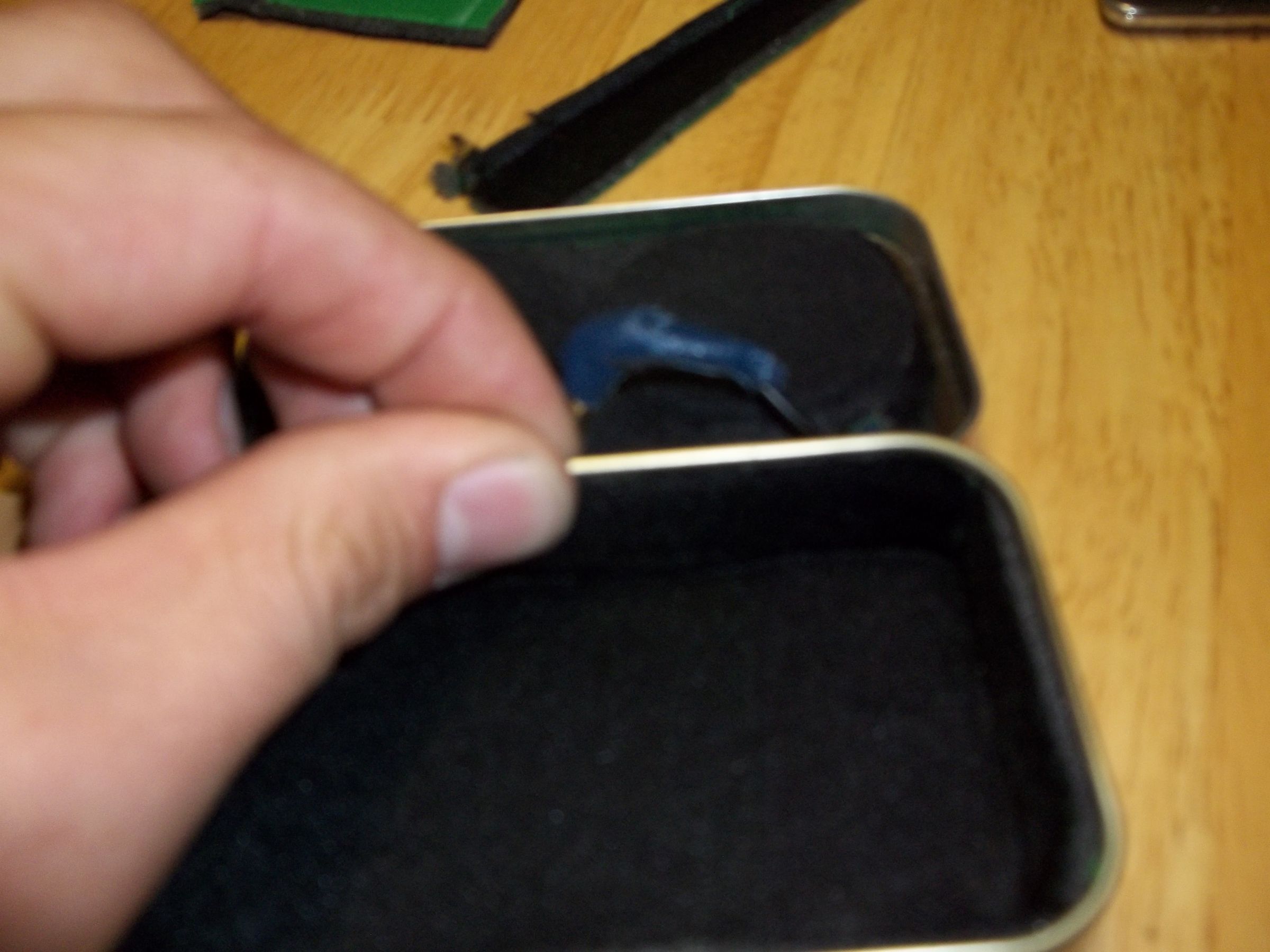 Altoid Ipod Speaker Case : 7 Steps - Instructables