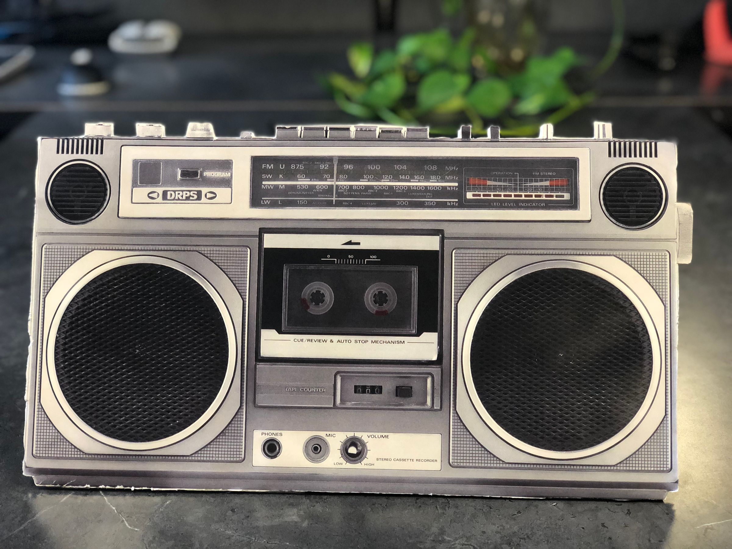 DIY 2D Corrugated Plastic Bluetooth BoomBox : 11 Steps (with Pictures ...