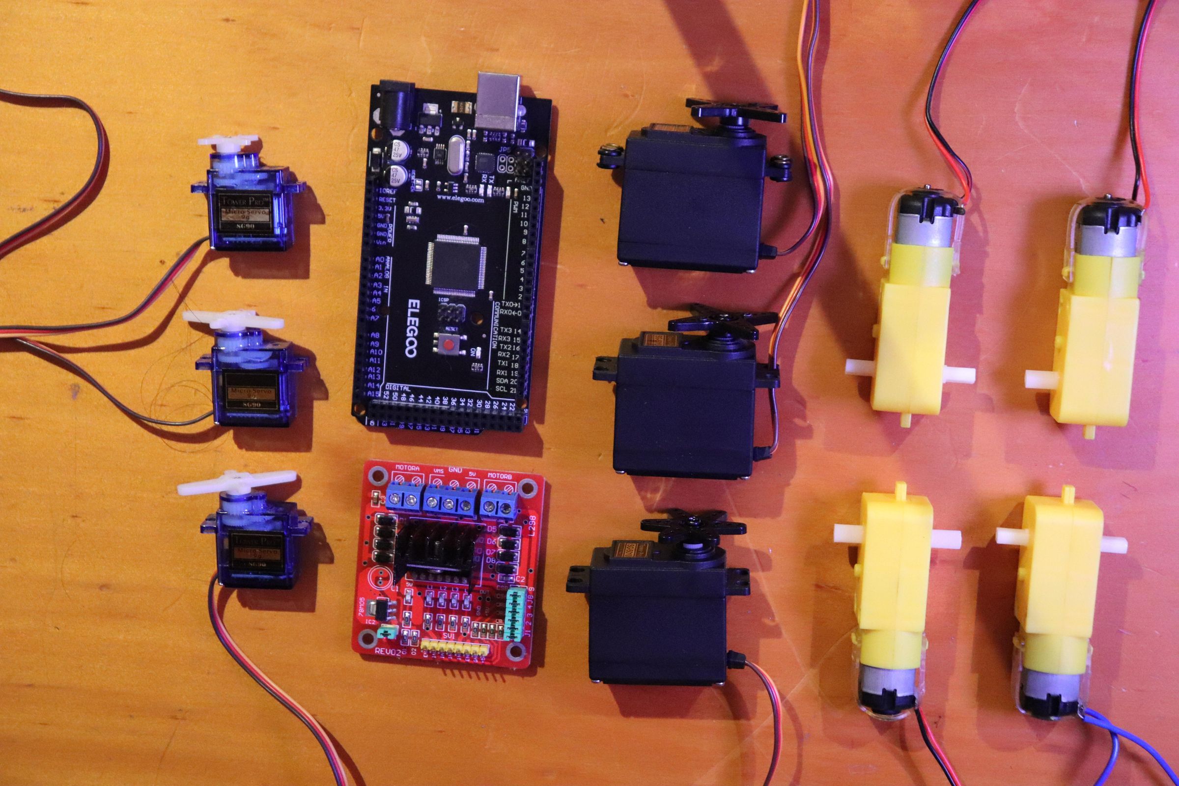Bluetooth Controlled Claw Robot : 20 Steps (with Pictures) - Instructables