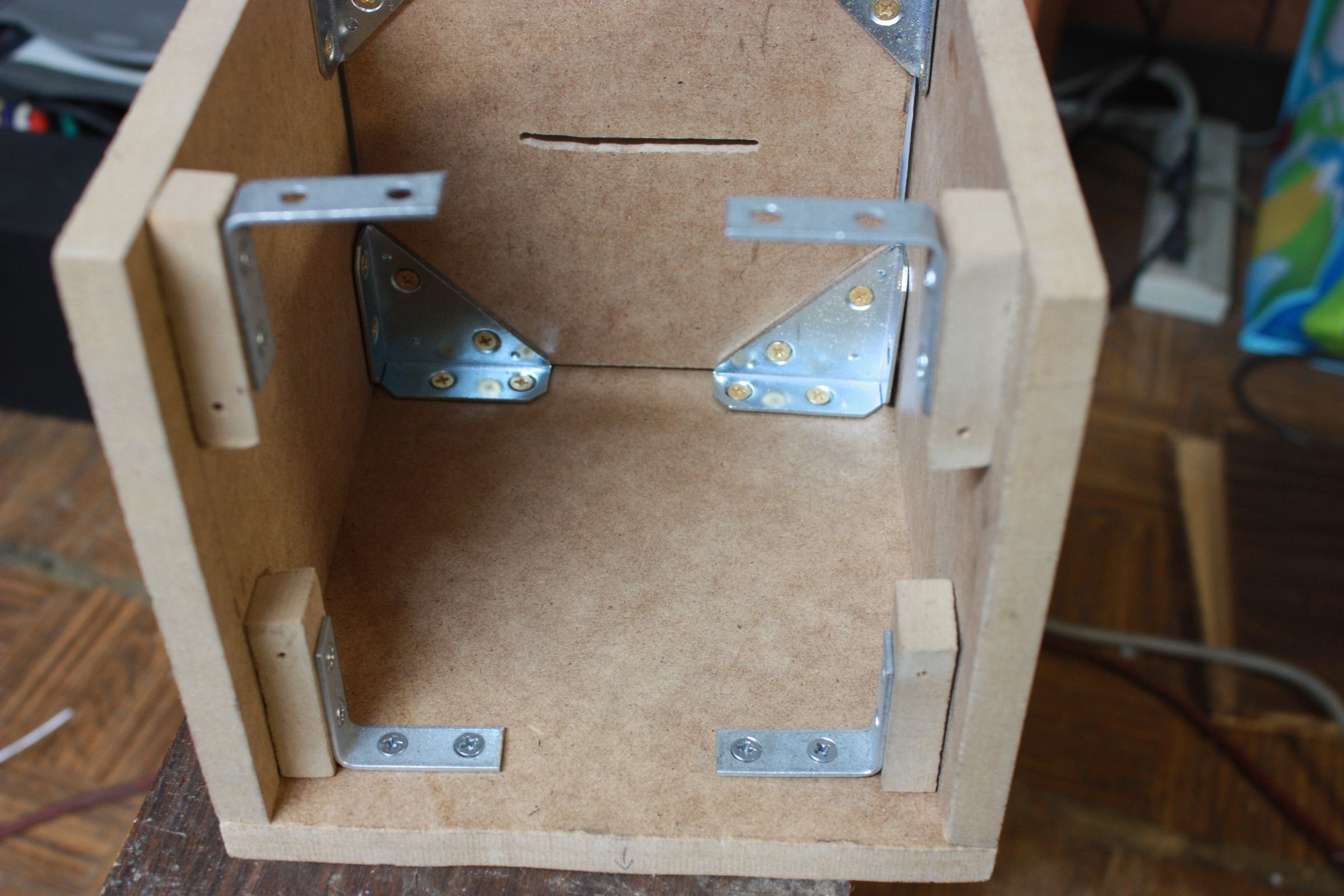 Mario Coin Brick Coin Bank : 8 Steps - Instructables