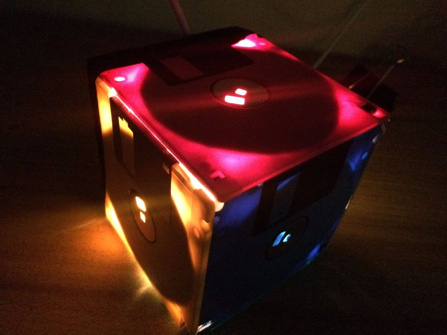 Floppy Disk Lamp : 7 Steps (with Pictures) - Instructables