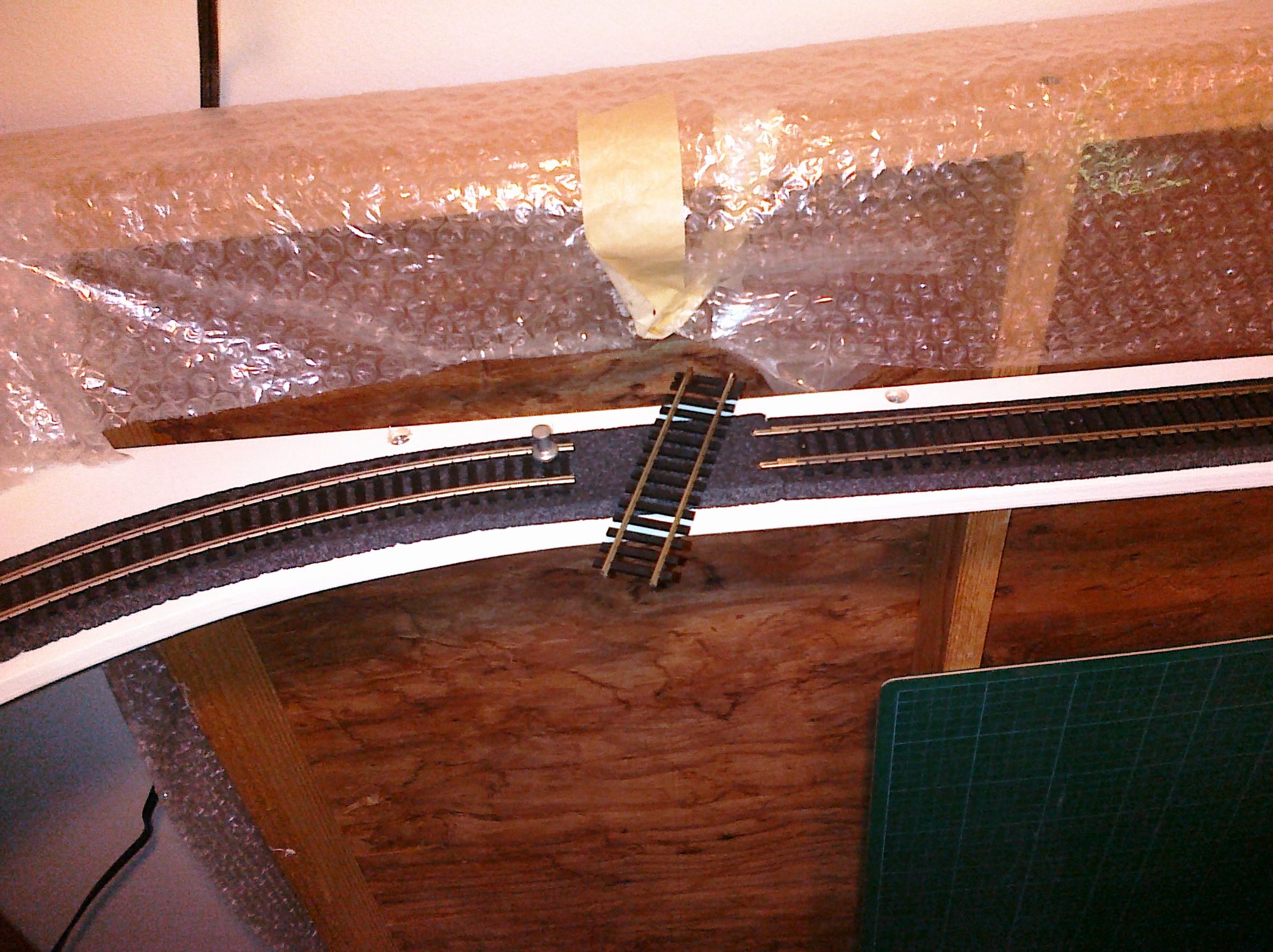 Train on a Shelf : 4 Steps - Instructables