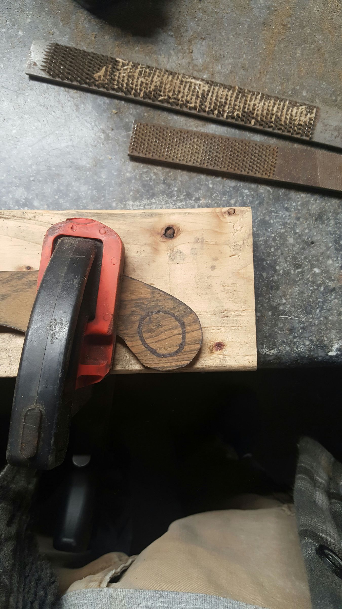 Training Karambit : 6 Steps (with Pictures) - Instructables