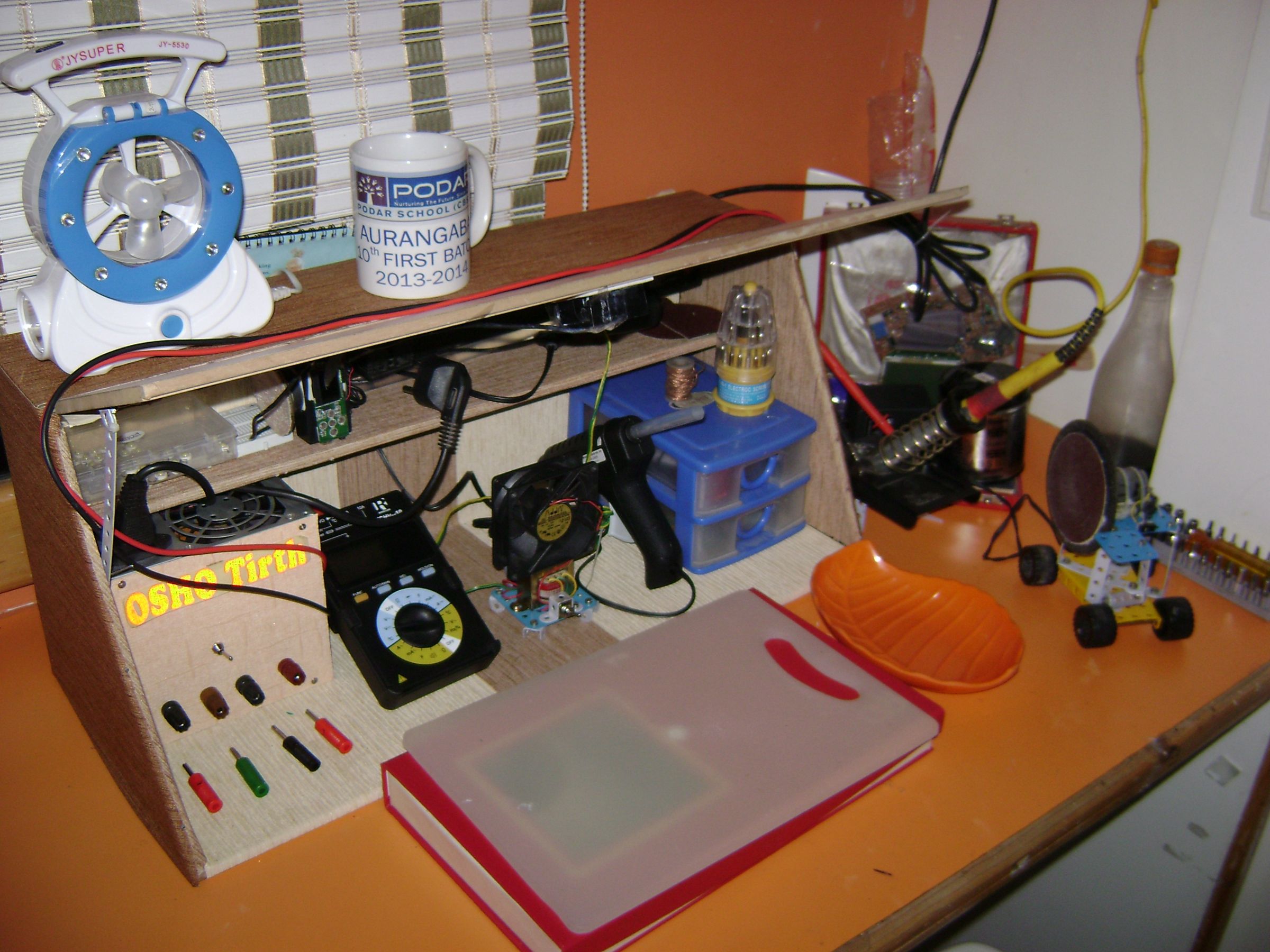 Portable Electronics Workstation / Workshop : 12 Steps - Instructables