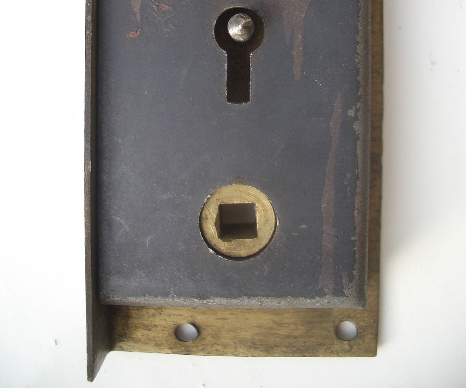 Repair a Broken Cupboard Catch : 4 Steps - Instructables