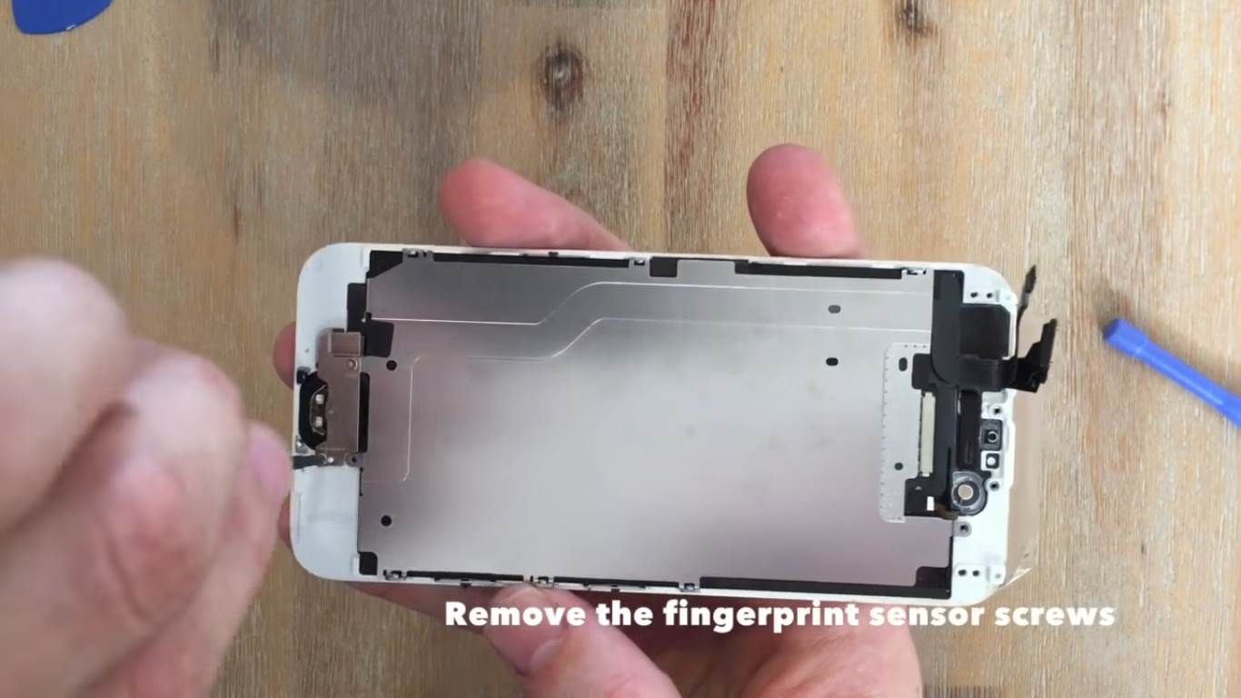 How to Replace a Shattered IPhone Screen : 5 Steps (with Pictures ...