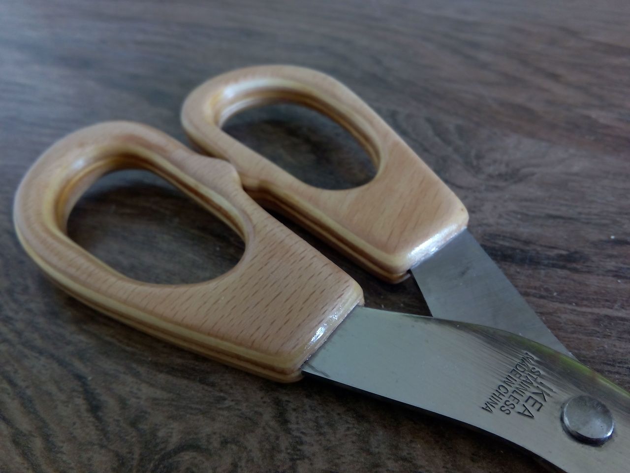 Broken Scissors Reparation : 5 Steps (with Pictures) - Instructables