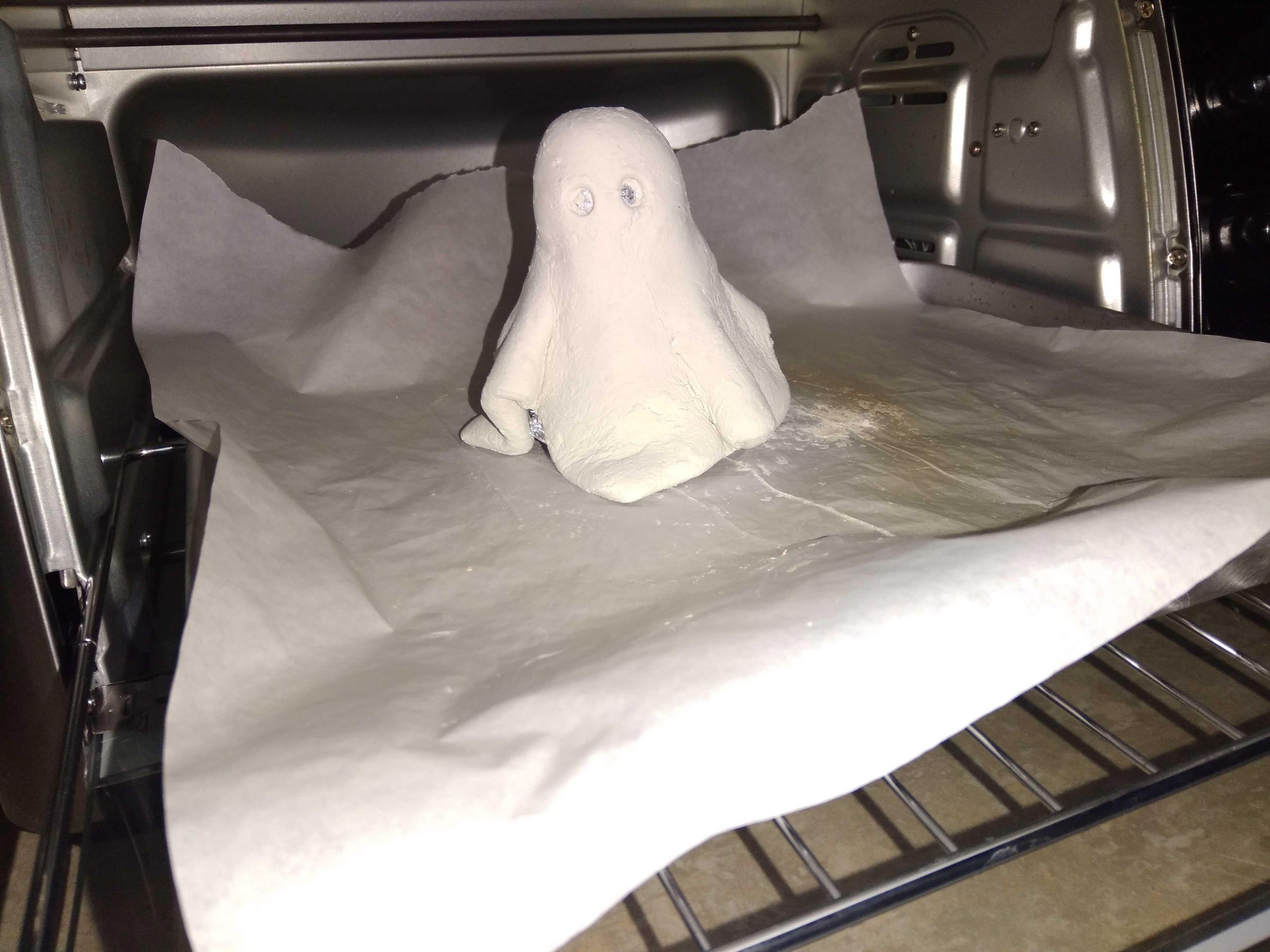 How to Make a Flickering Eyes Ghost With Homemade Clay : 7 Steps (with ...