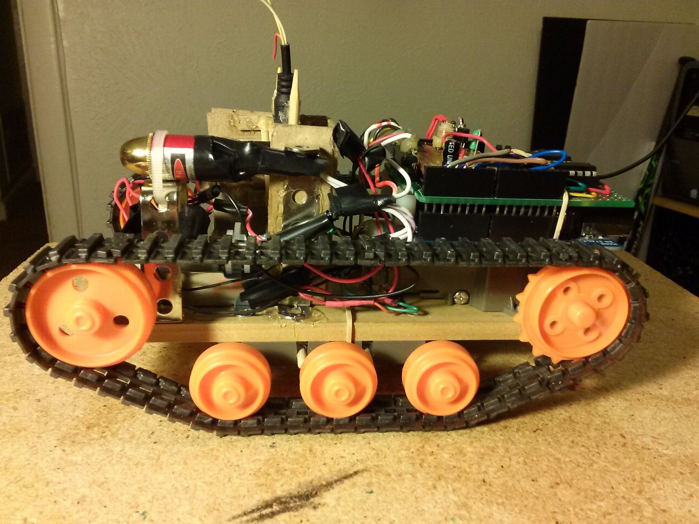 RC Car to RC Tank Conversion With Arduino : 10 Steps (with Pictures ...