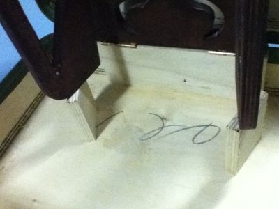 Street Busking Suitcase Table : 7 Steps (with Pictures) - Instructables