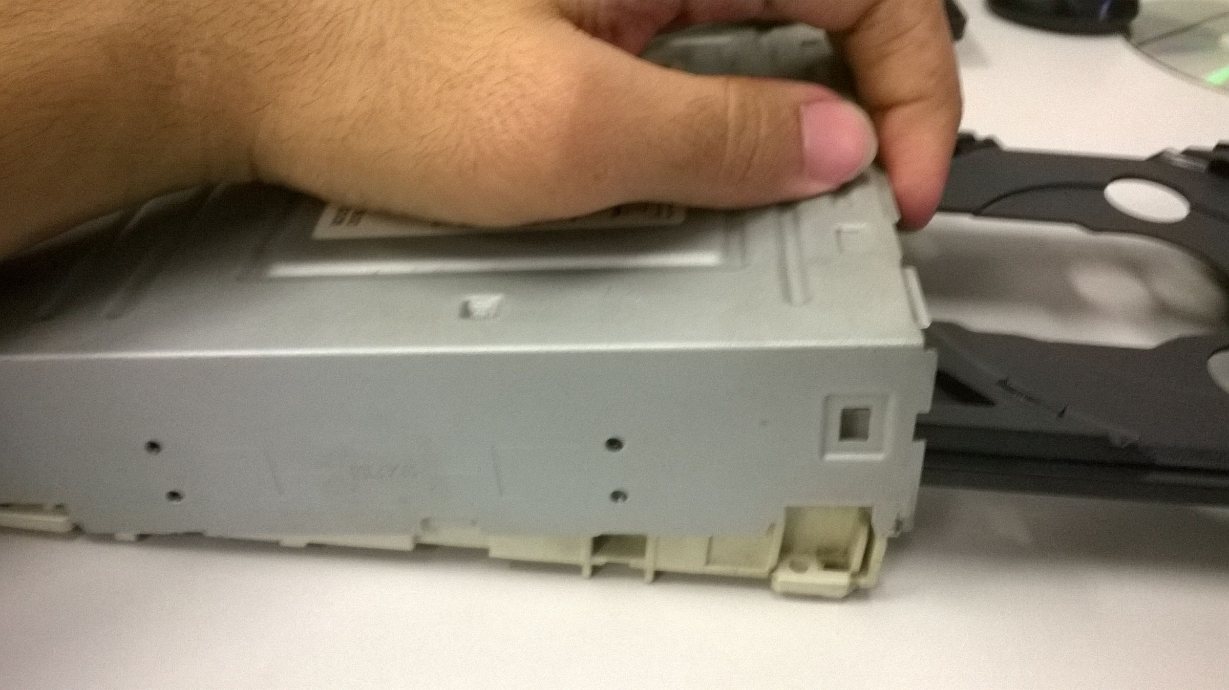 Disassembling a CD/DVD Reader and Reusing Its Parts : 12 Steps (with ...