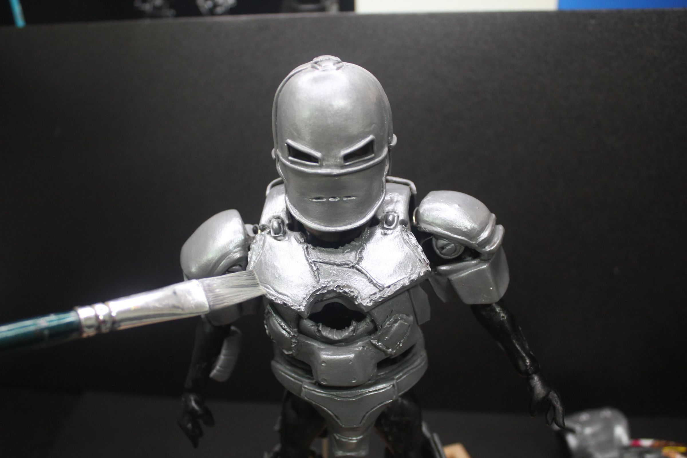 Marvel Handmade Ironman Clay : 3 Steps - Instructables