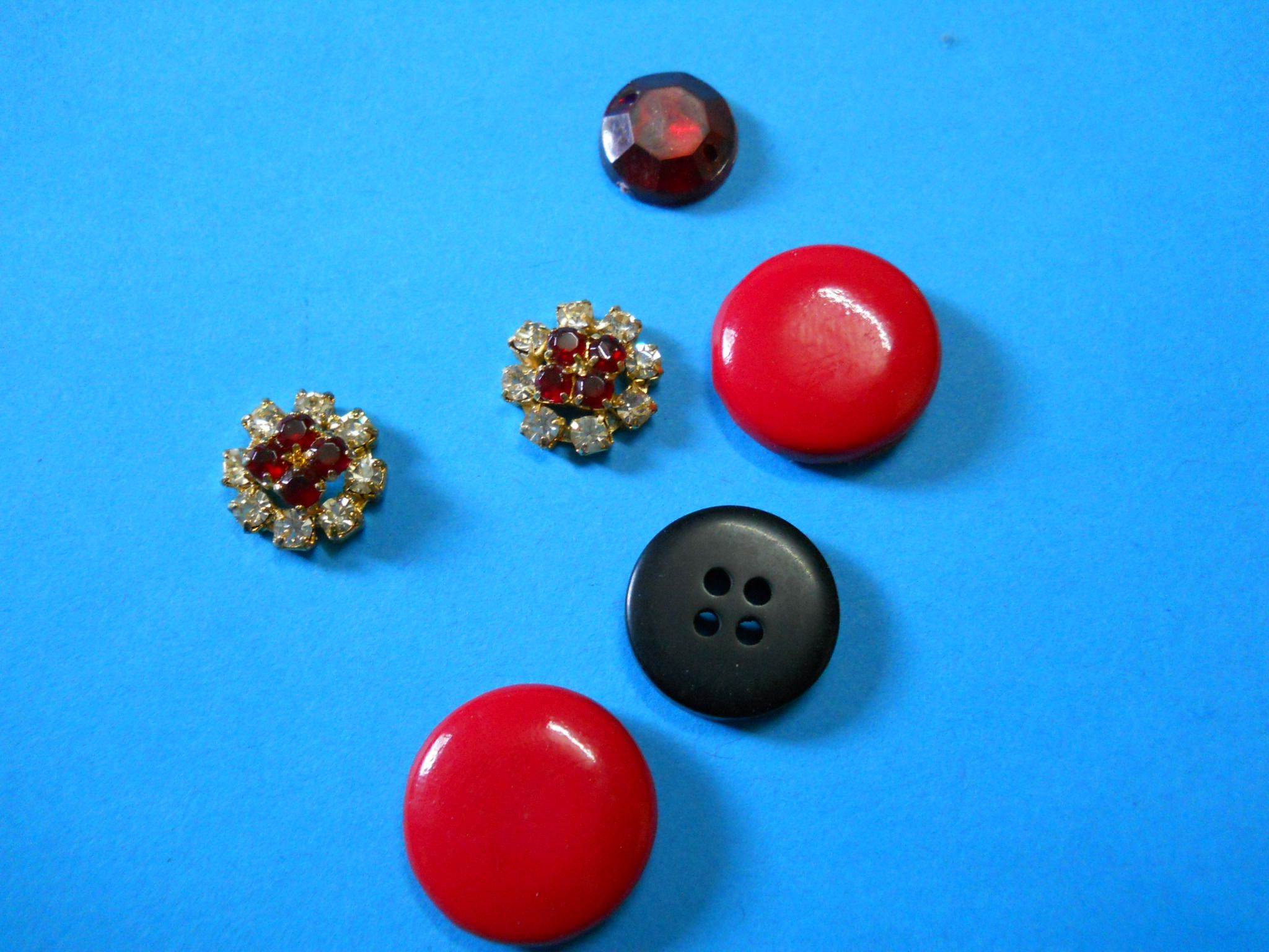 Button Bookmarks (Kids Can Make It!!) - Instructables