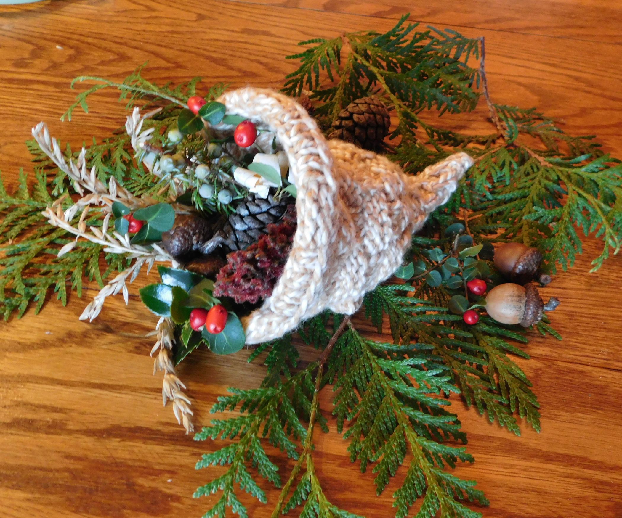 Knit a Cornucopia! : 11 Steps (with Pictures) - Instructables