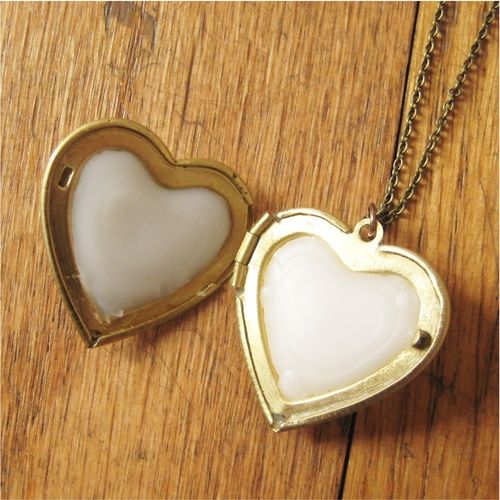 Perfume Filled Locket (with Customizable Perfume Recipe!) : 5 Steps ...