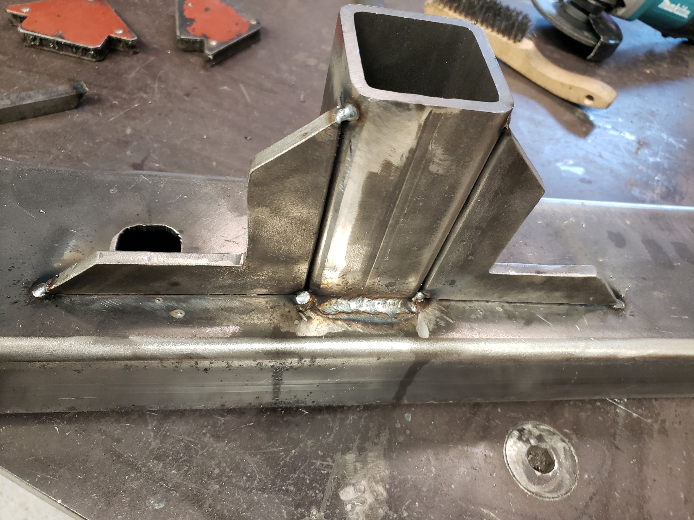 Custom Off Road Rear Bumper With Hitch : 6 Steps (with Pictures ...