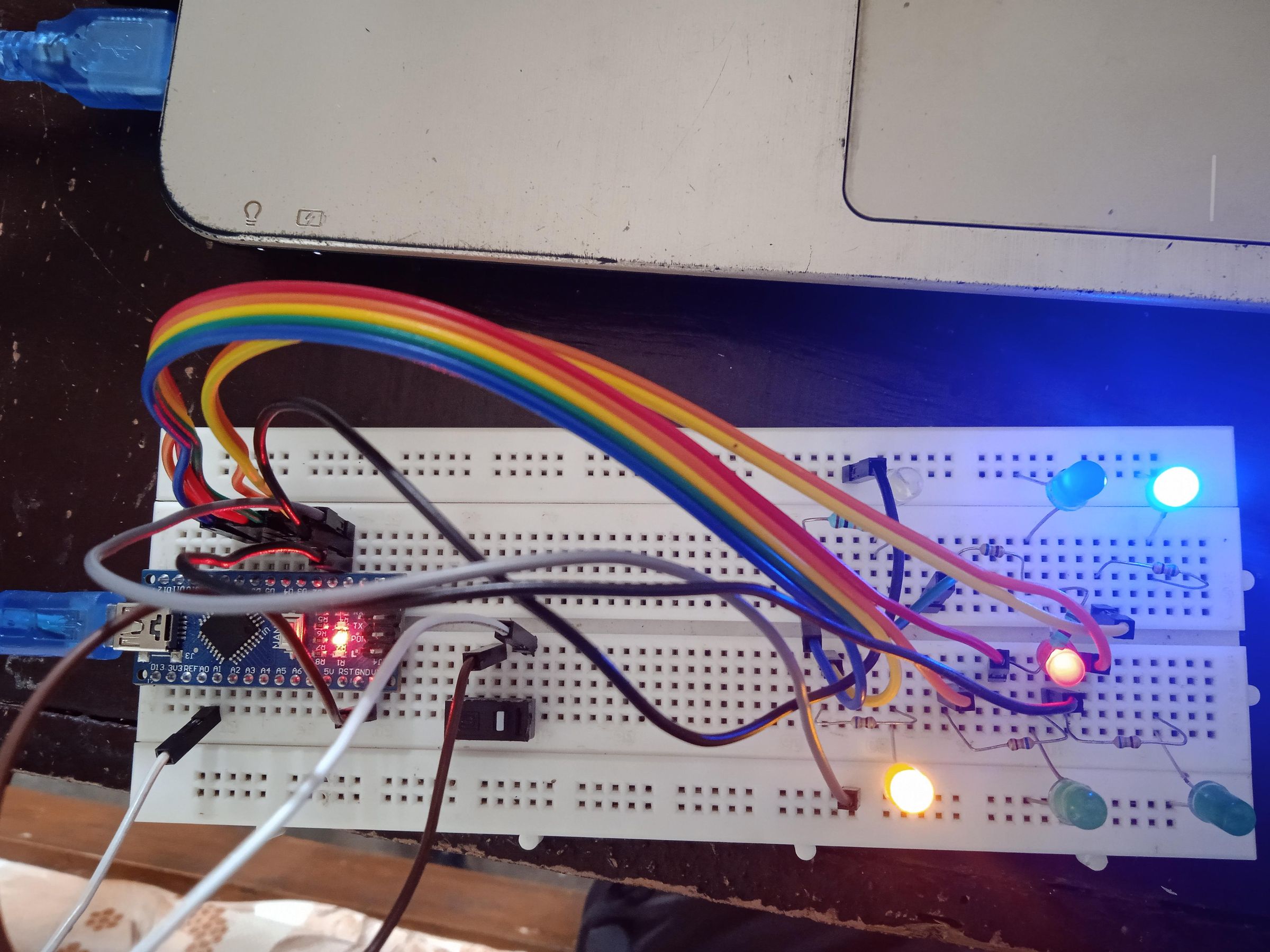 Electric Dice Using Led and an Arduino Board : 3 Steps - Instructables