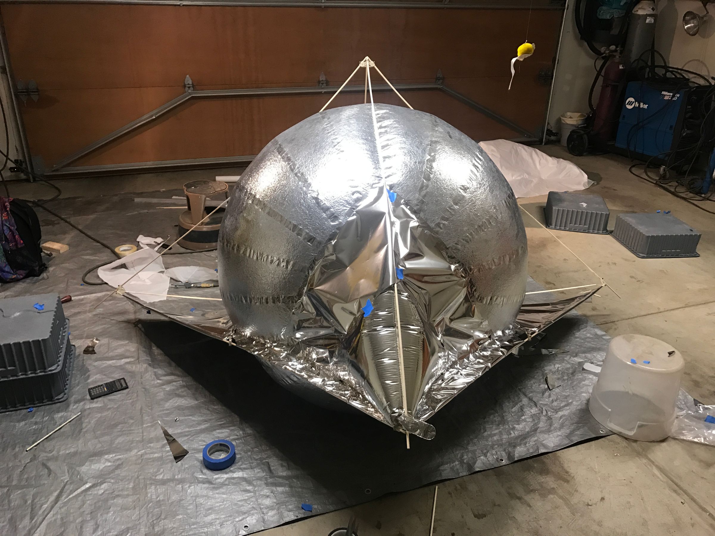 Make Your Own UFO Balloon-kite! : 5 Steps (with Pictures) - Instructables