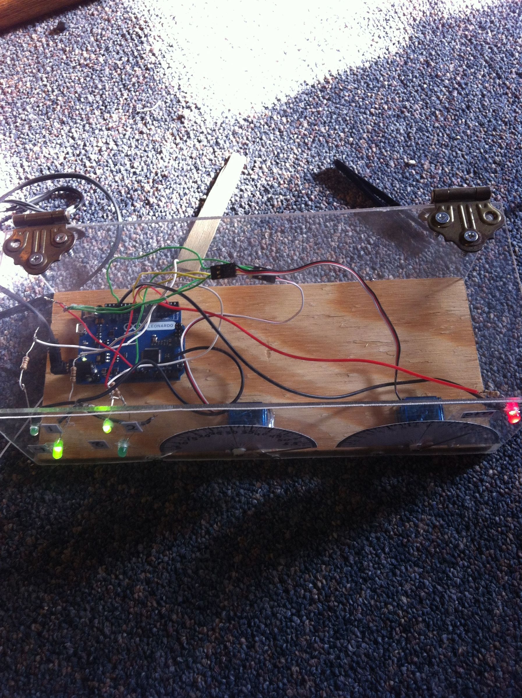 Binary/ Analog Clock : 8 Steps - Instructables