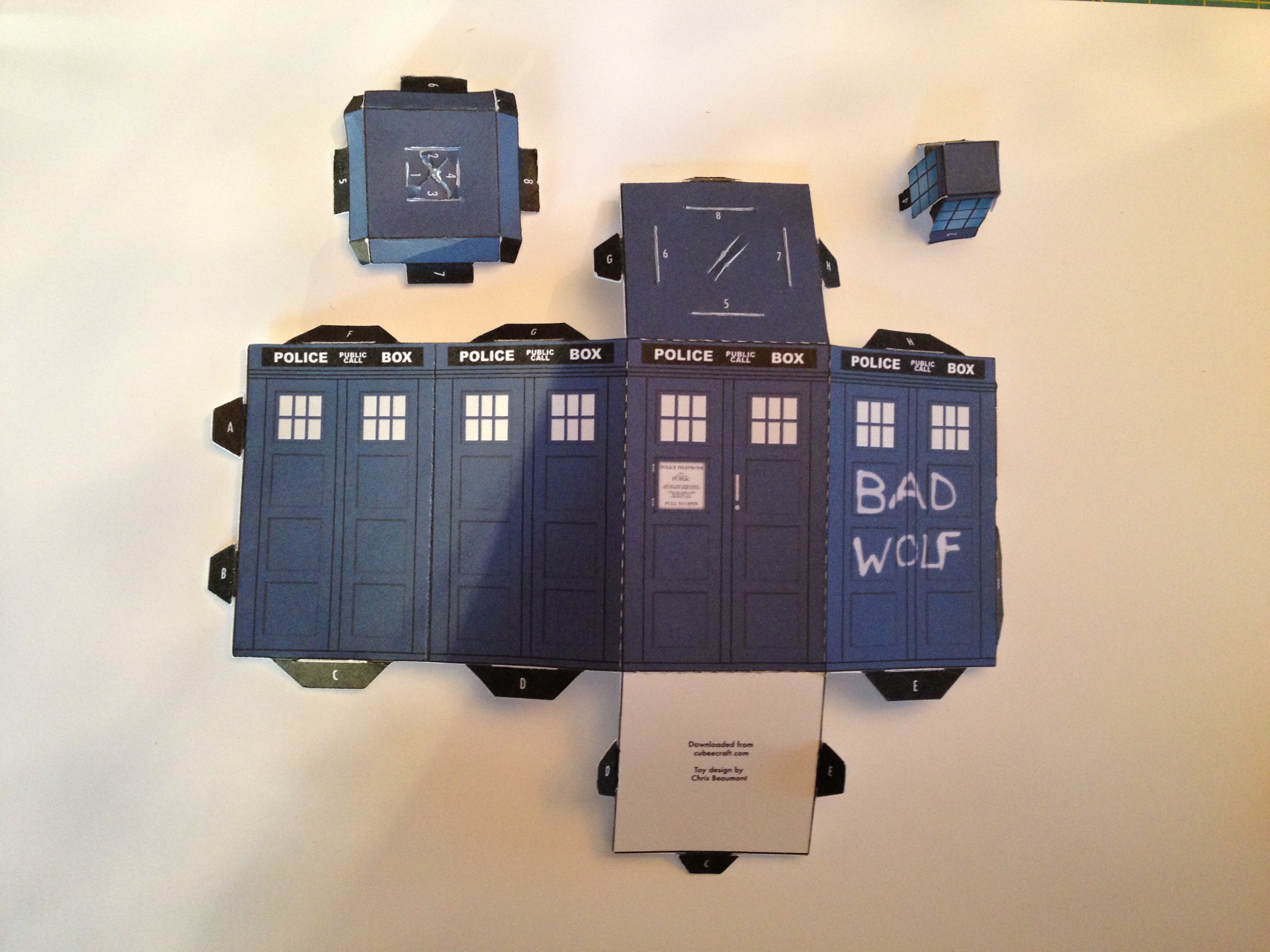 Spinning Blinking Papercraft Tardis : 6 Steps (with Pictures ...