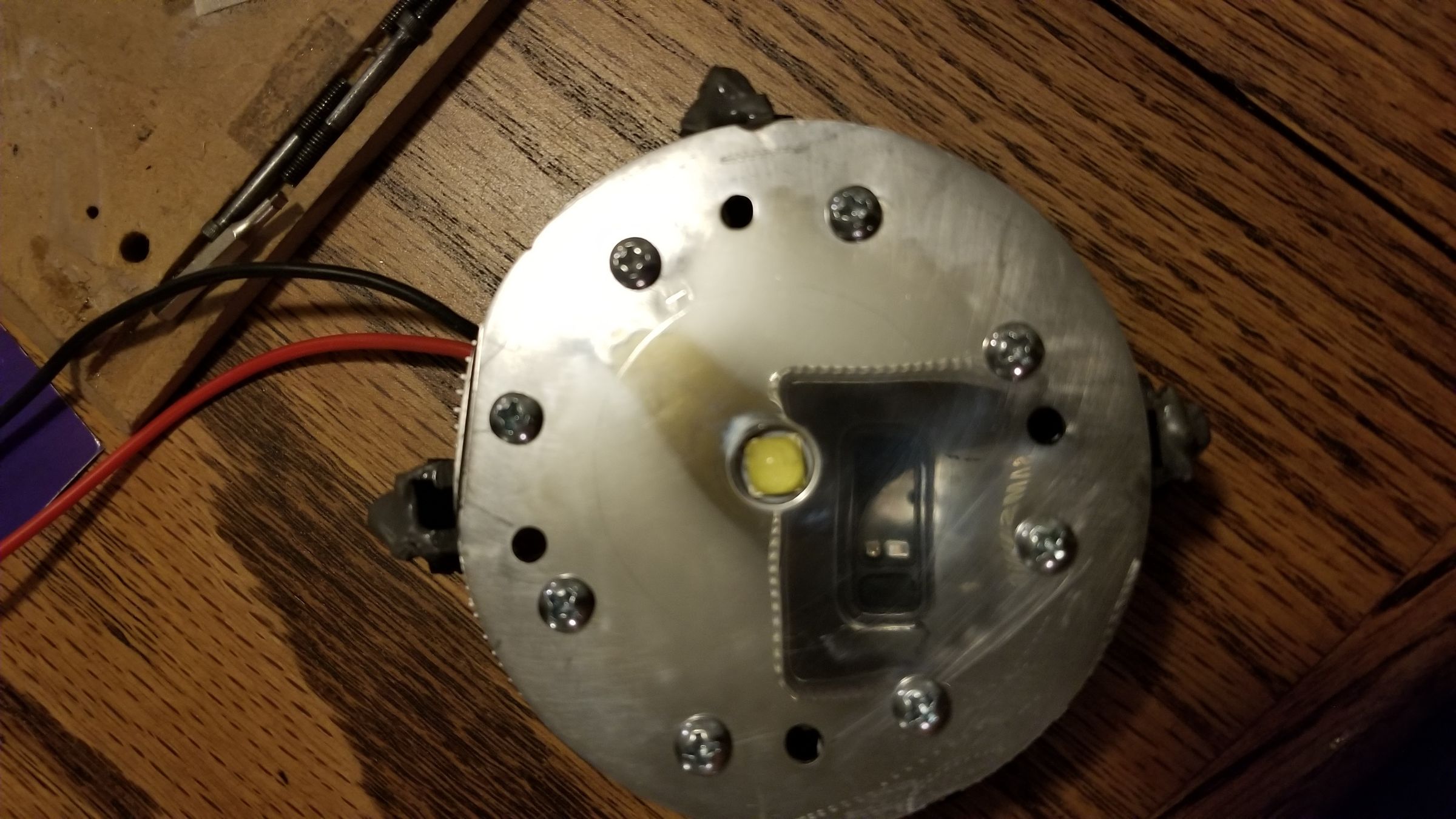LED Spotlight Conversion : 8 Steps - Instructables