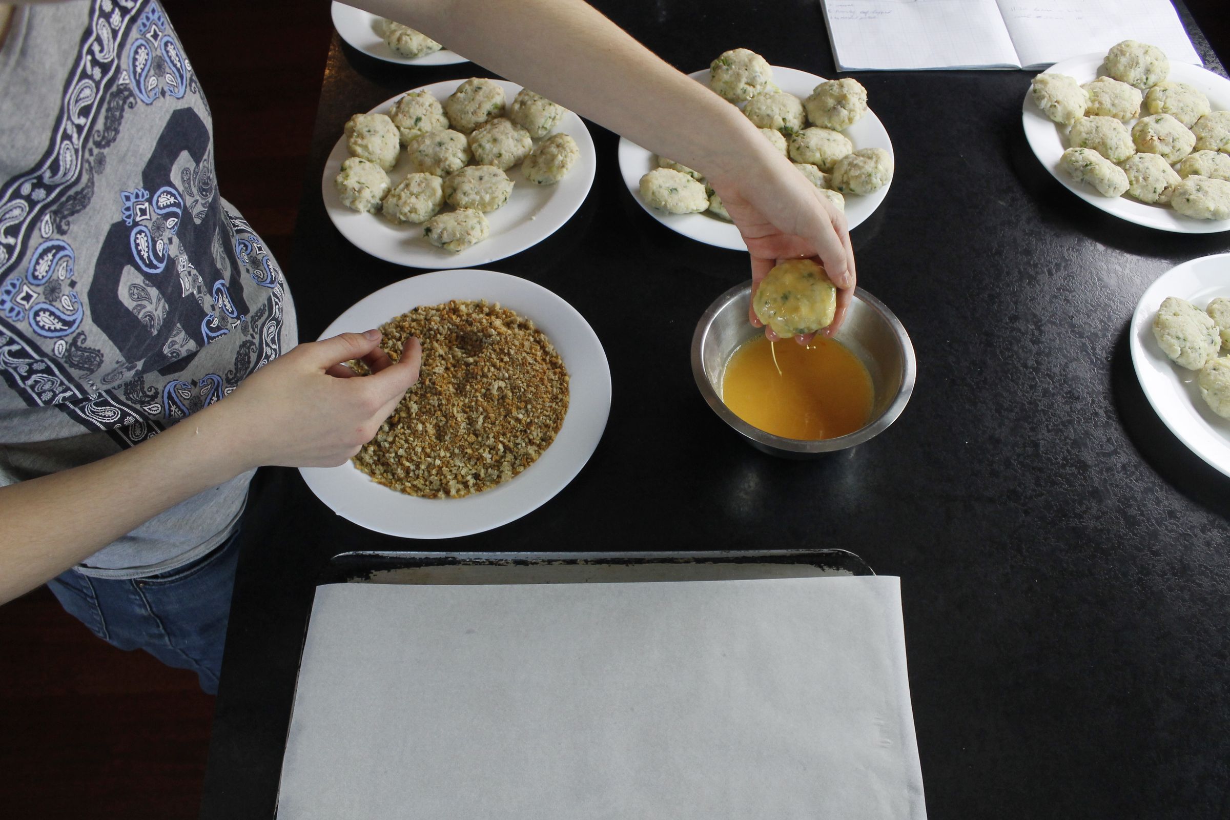 Making Fish Cakes - Salmon and New Zealand Hoki : 7 Steps (with ...