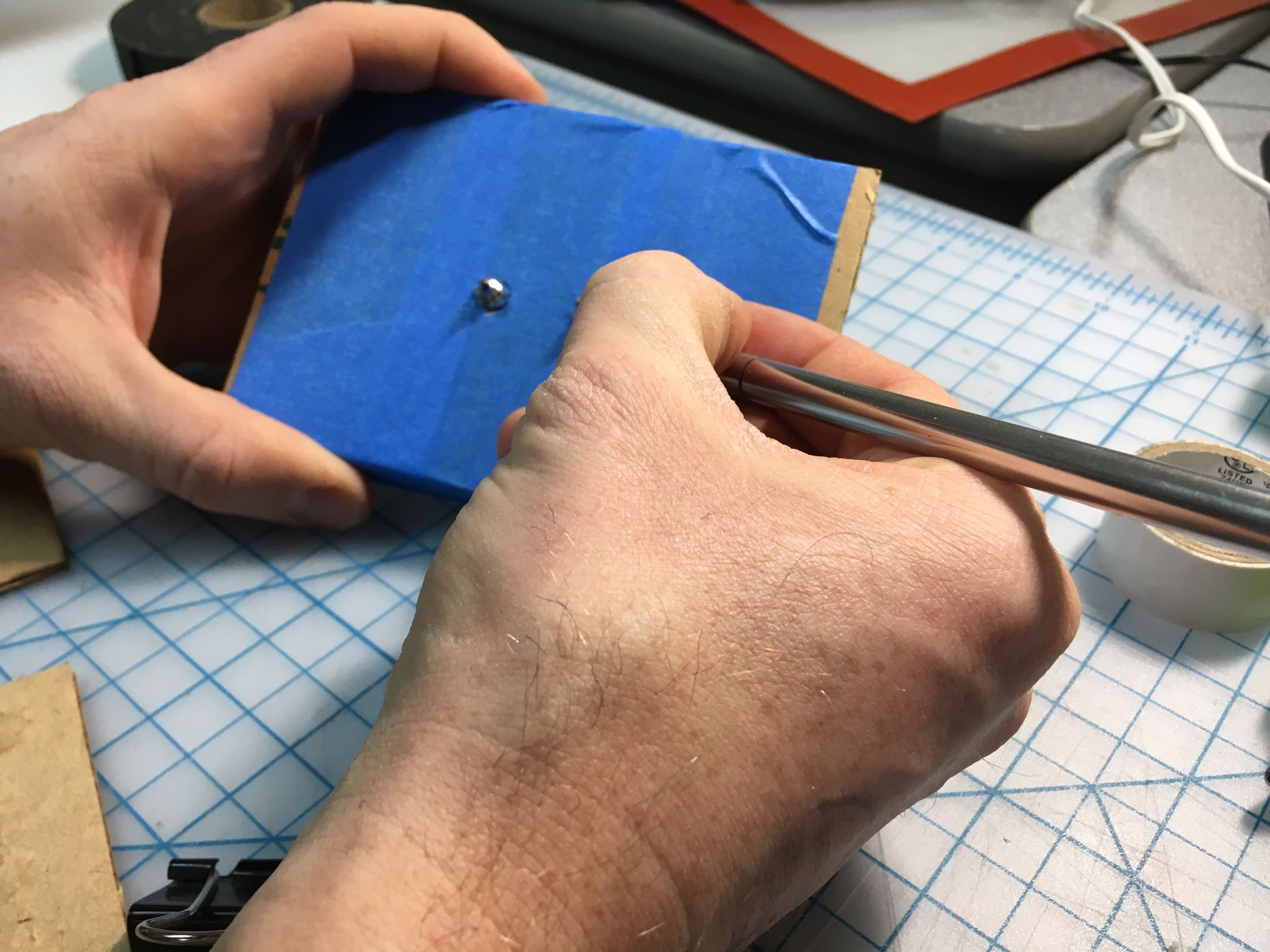 Slap Switch: Simple, No-Solder Touch Switch : 7 Steps - Instructables