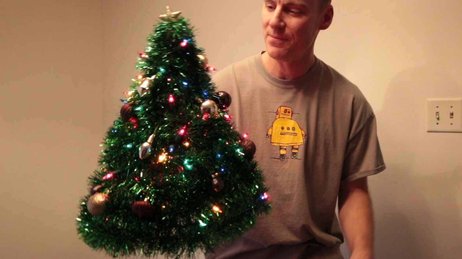 Coat Hanger Christmas Tree : 11 Steps (with Pictures) - Instructables
