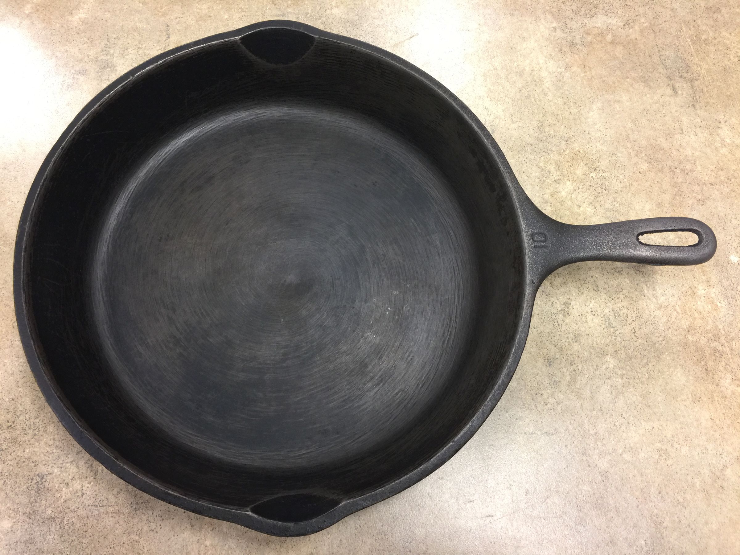 Sanding and Polishing - Cast Iron Skillet Cookware : 16 Steps (with ...