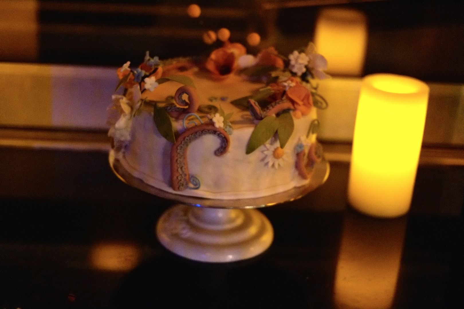 Floral Tentacle Cake : 5 Steps (with Pictures) - Instructables