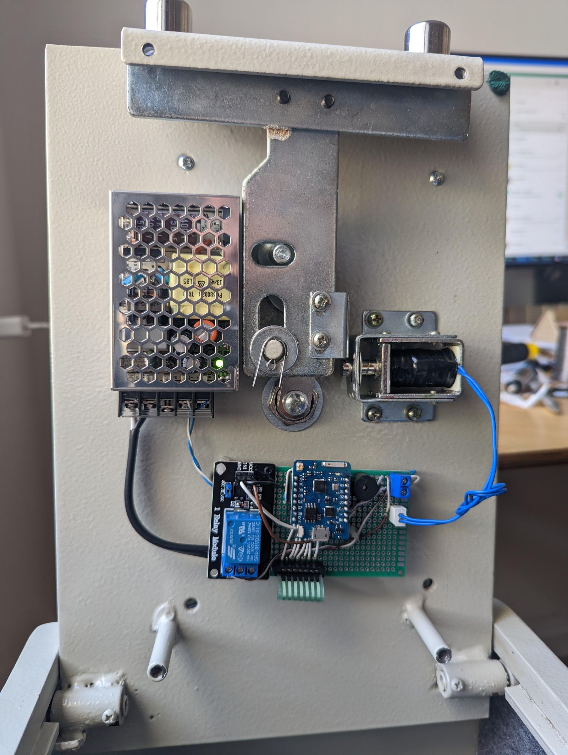 Time-Based One-Time Password (TOTP) Smart Safe : 7 Steps (with Pictures ...