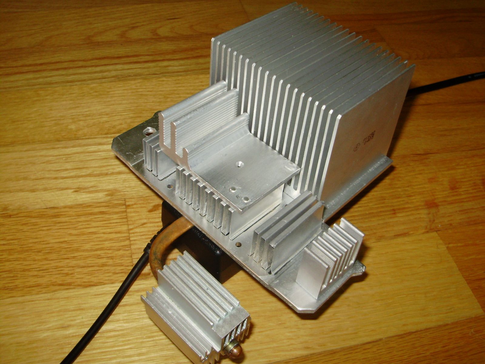 Laptop Charger Heatsink! : 5 Steps - Instructables