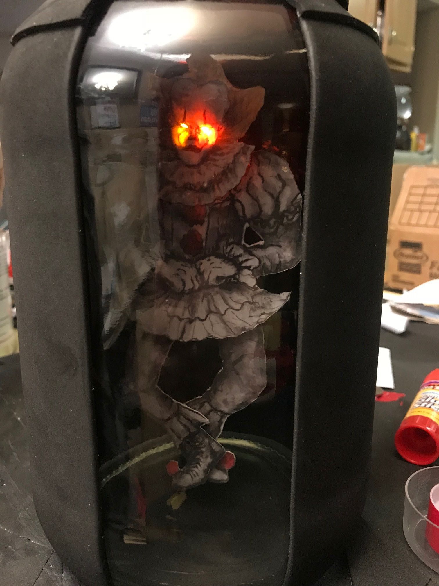 Light Up Floating Pennywise the Dancing Clown : 9 Steps (with Pictures ...