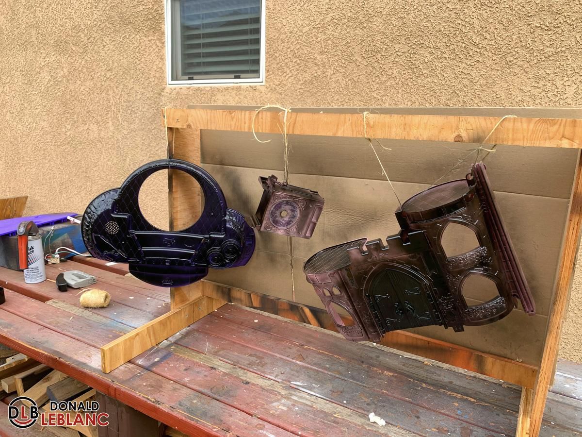 How to Make a DIY Haunted/Gothic Castle From an Old Plastic Dollhouse ...