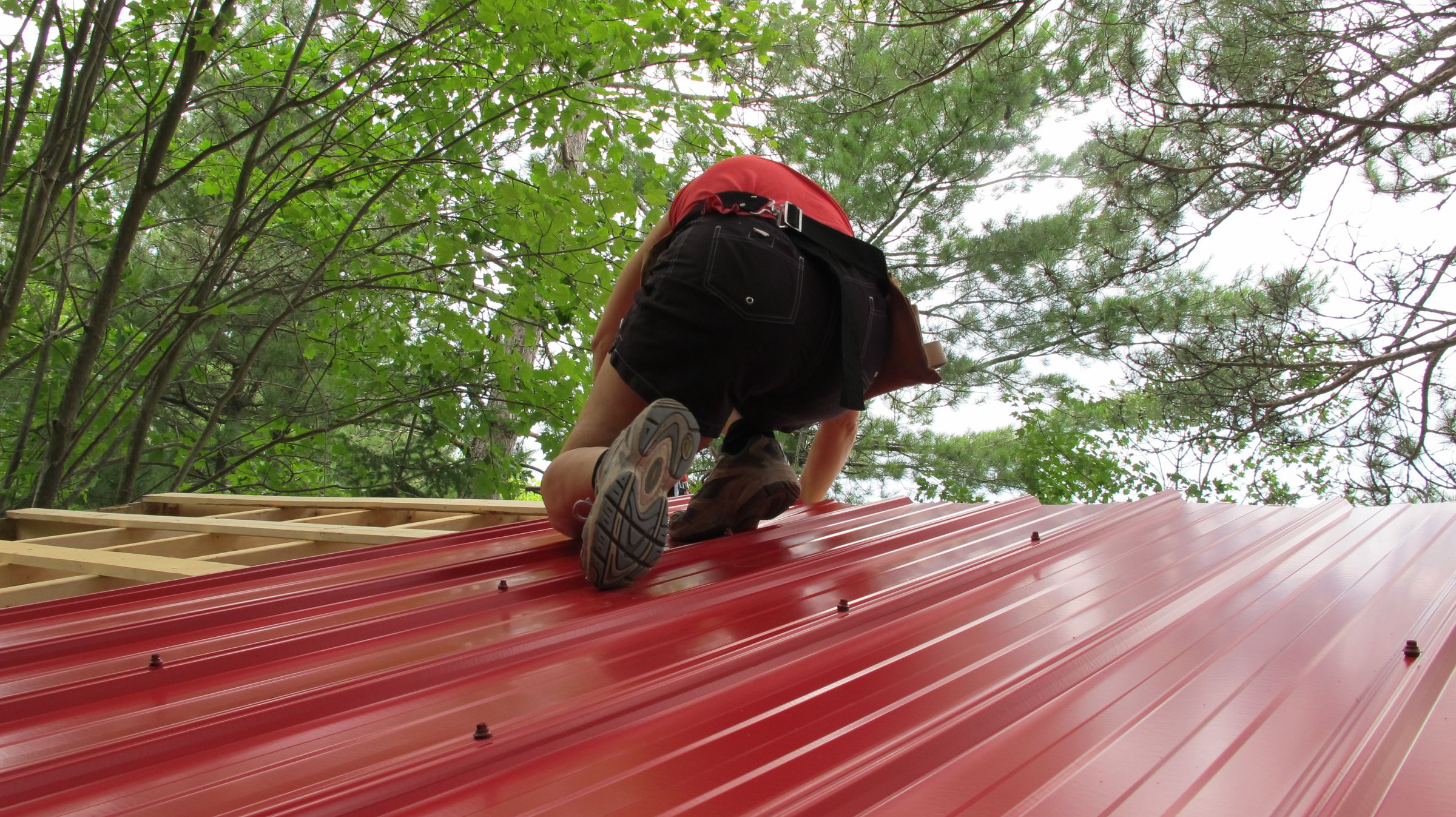 Installing a Metal Roof : 4 Steps - Instructables