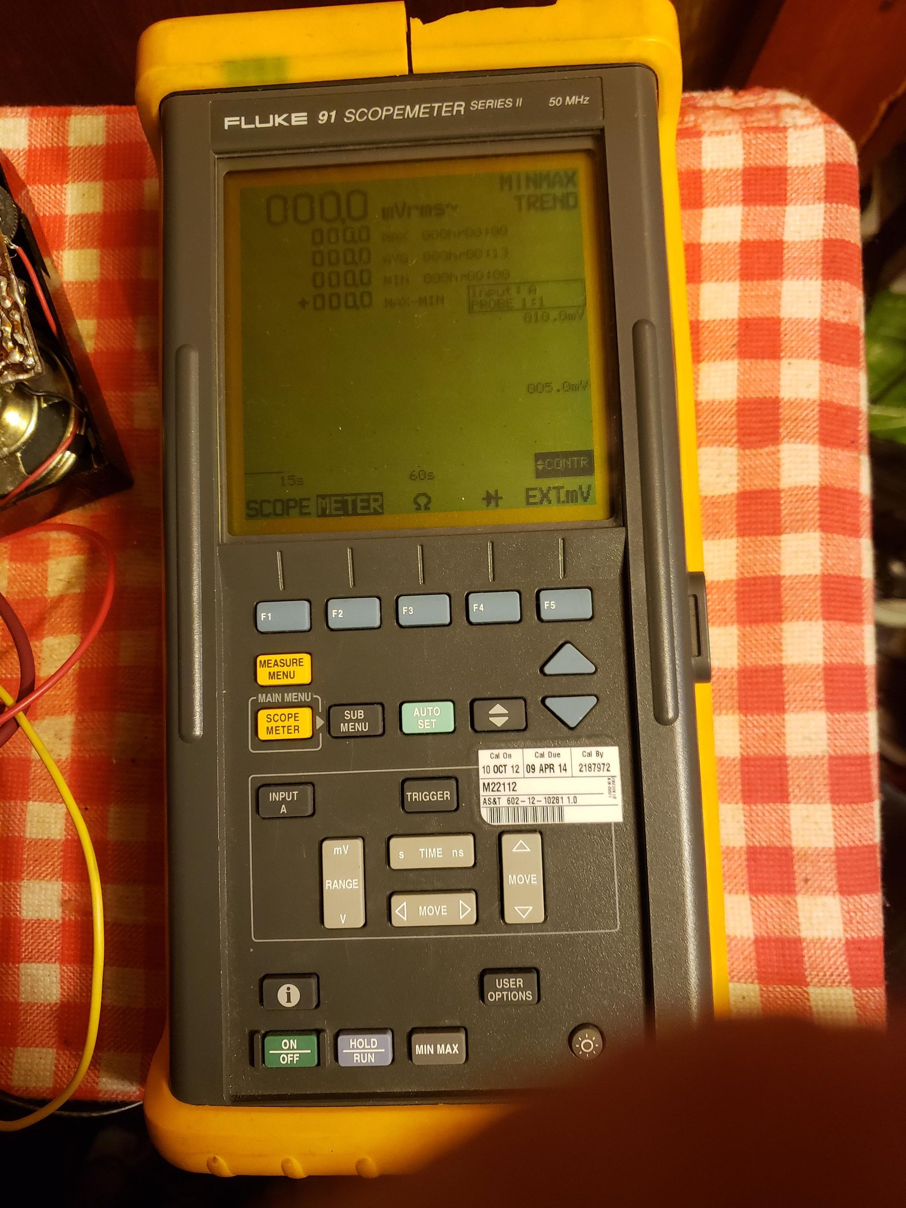 Fluke 91, 96 Keypad Replacement : 4 Steps - Instructables