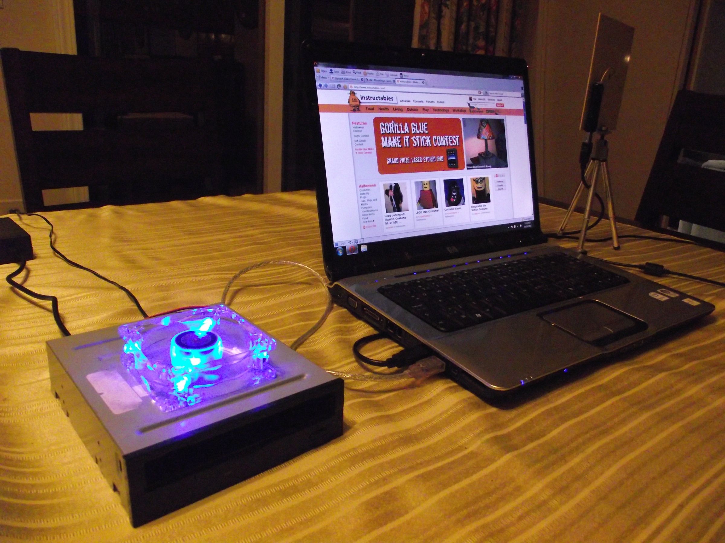 Mounting a Hard Drive in a CDROM Case : 10 Steps - Instructables