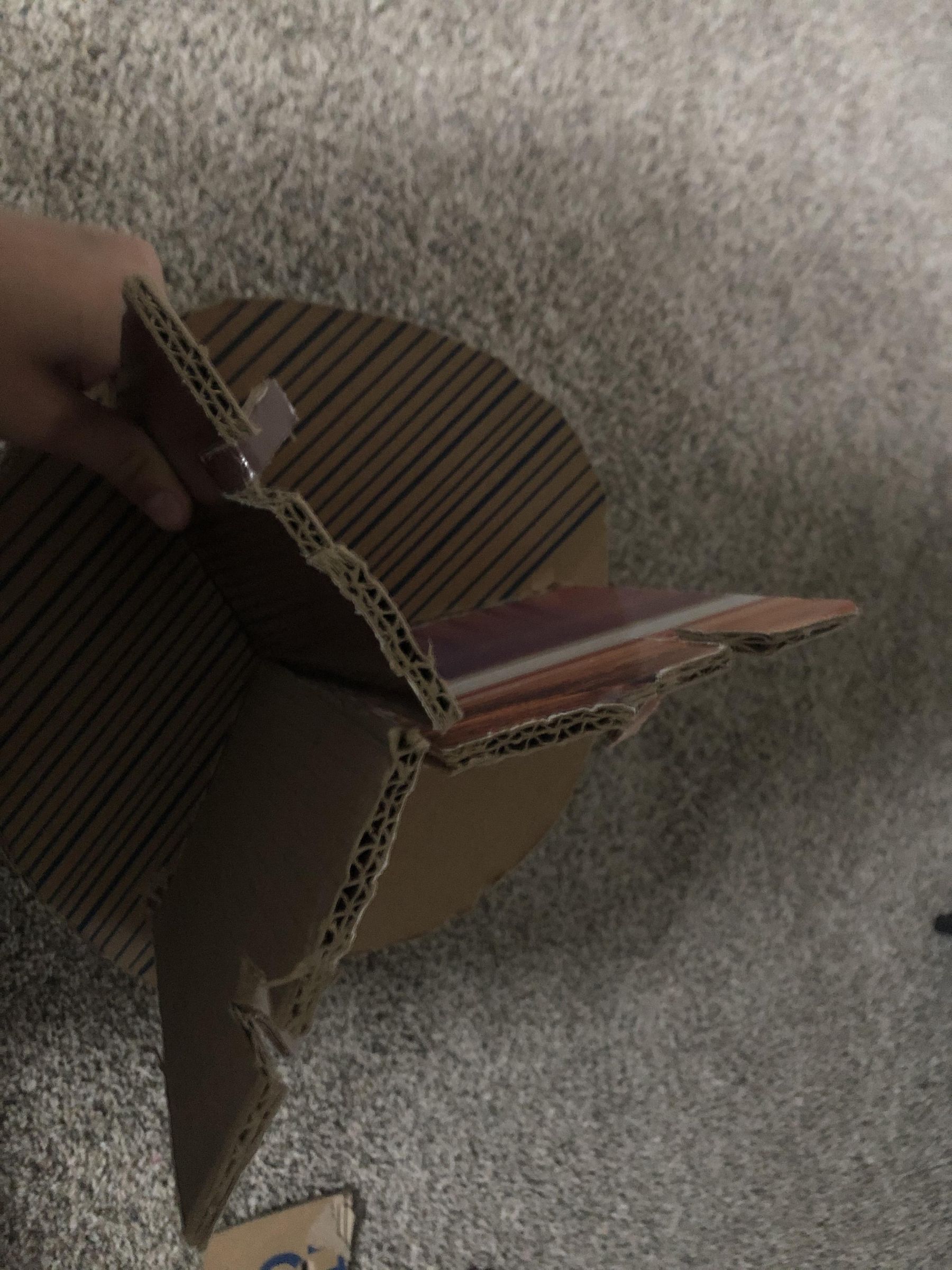 DIY Cardboard Stool : 4 Steps - Instructables