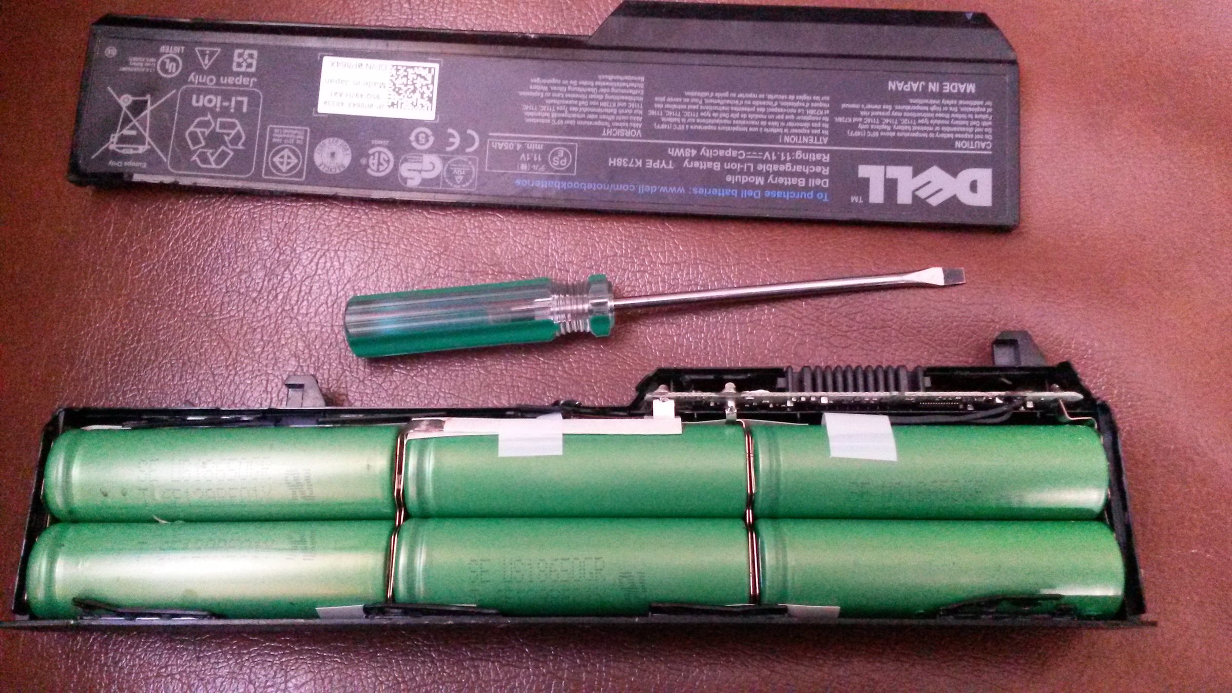 REUSE YOUR OLD LAPTOP BATTERY TO MAKE a POWER BANK : 9 Steps (with ...